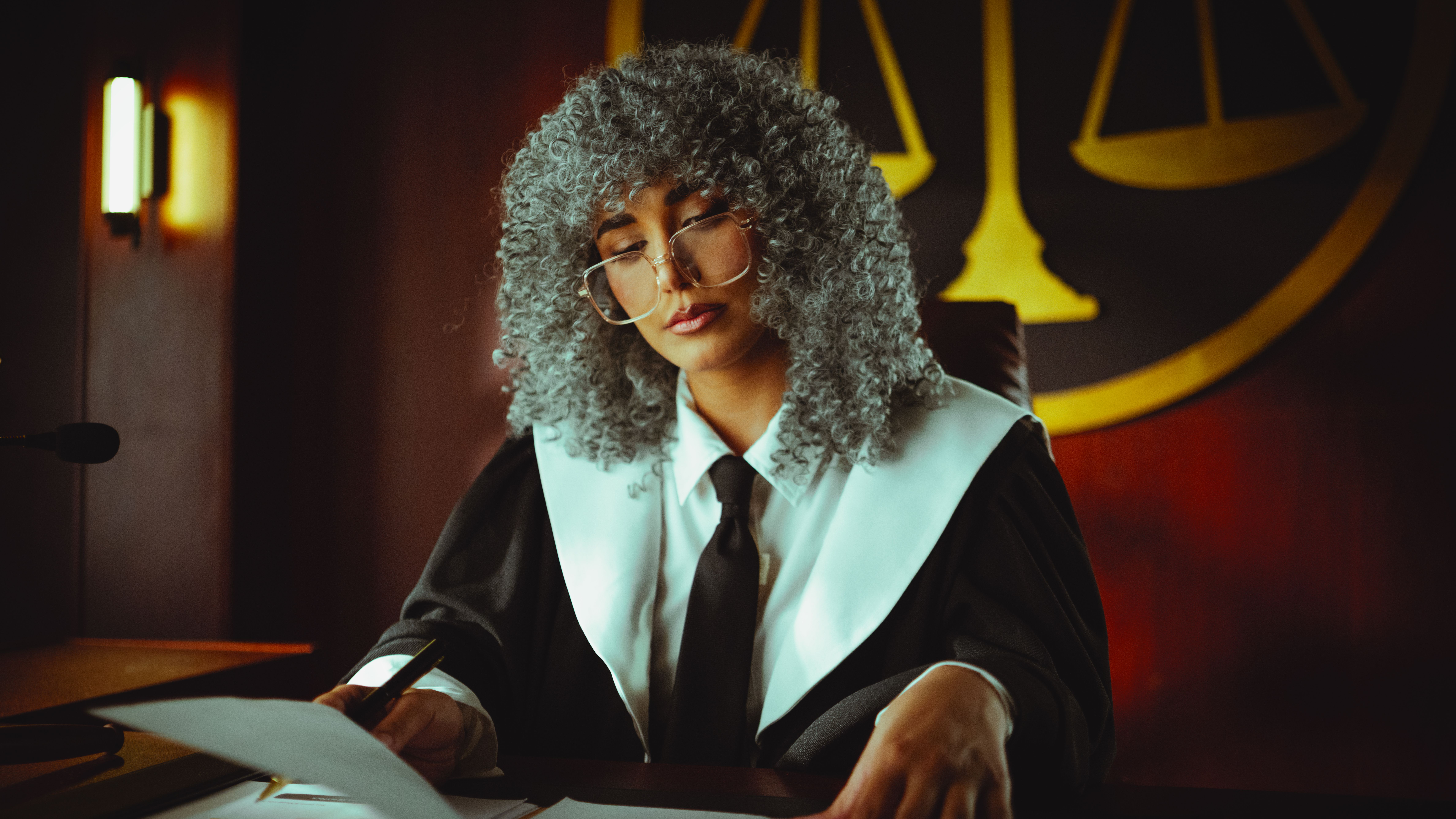 Woman In Court Photos, Download The BEST Free Woman In Court Stock ...