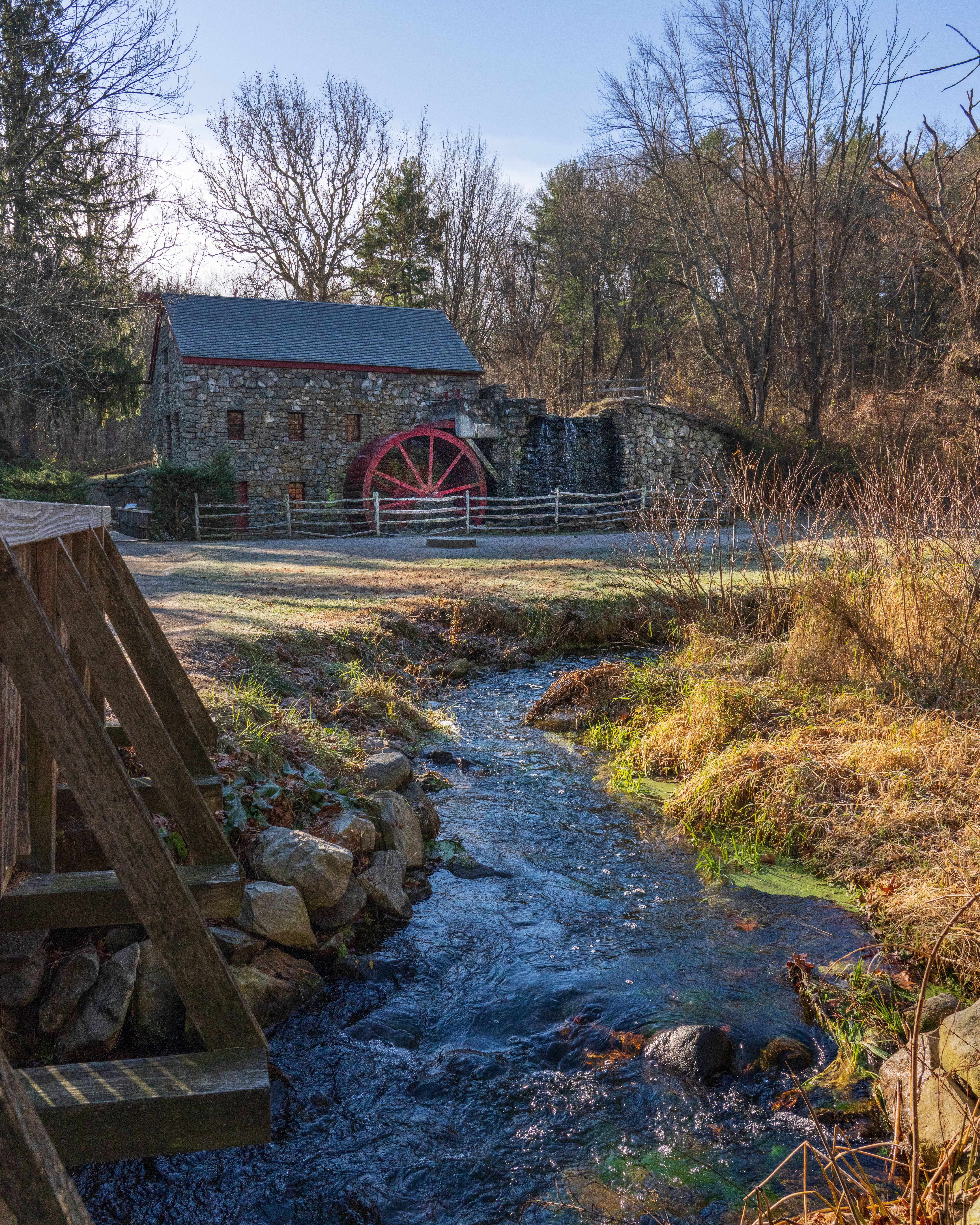 Red Waterwheel Photos, Download The BEST Free Red Waterwheel Stock ...