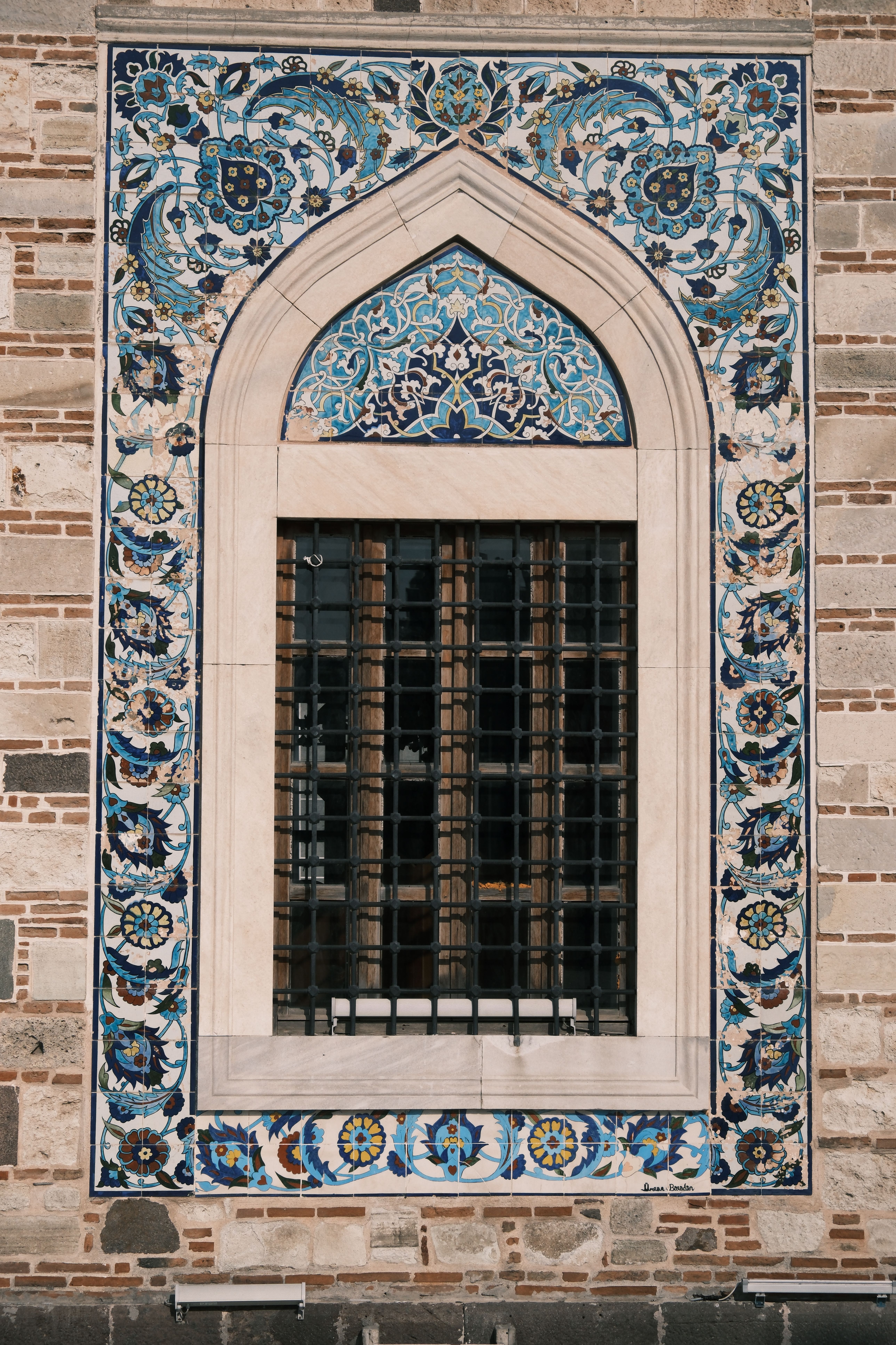 Ornate Middle Eastern Window with Tilework · Free Stock Photo