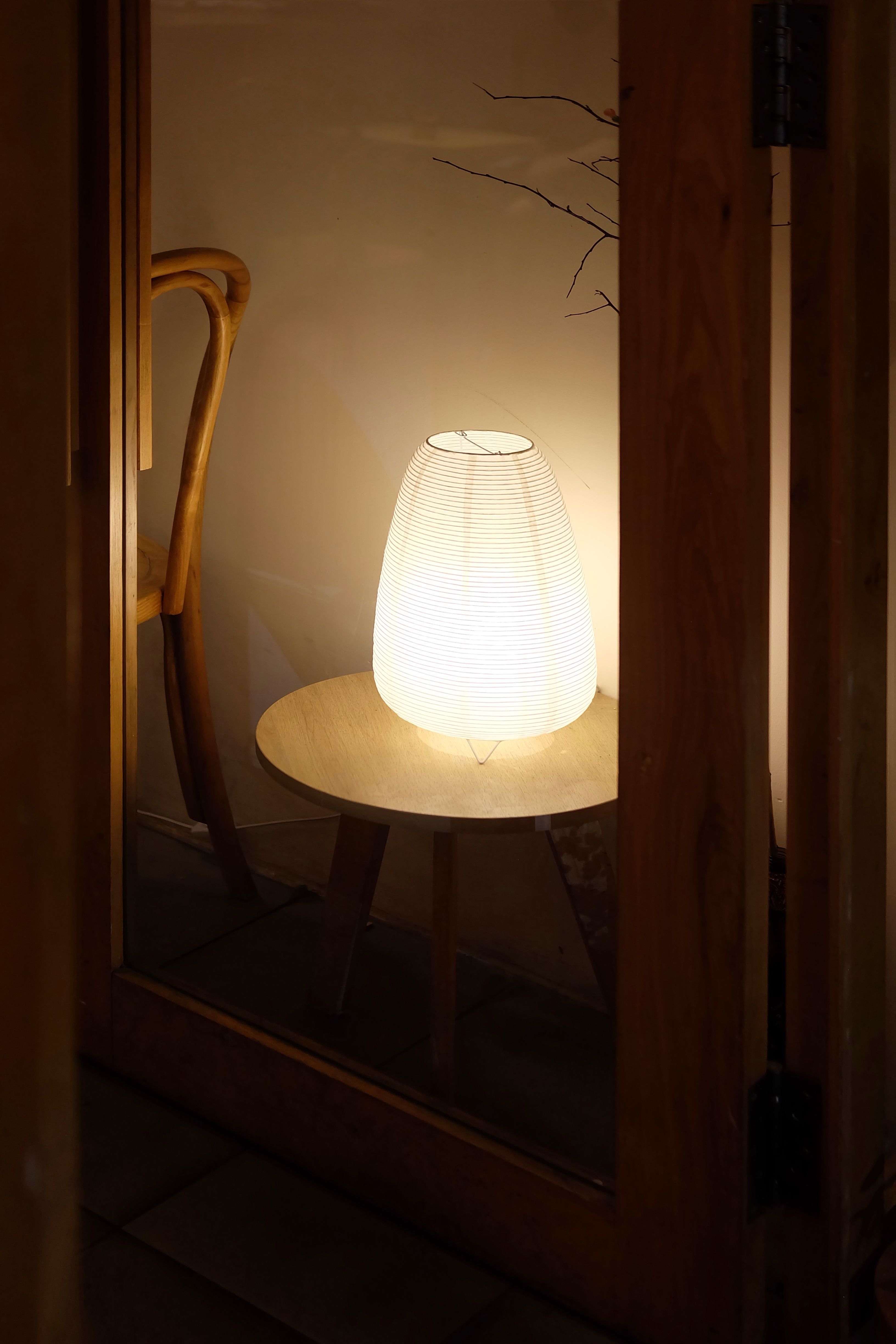 Cozy Indoor Scene with Softly Lit Table Lamp · Free Stock Photo