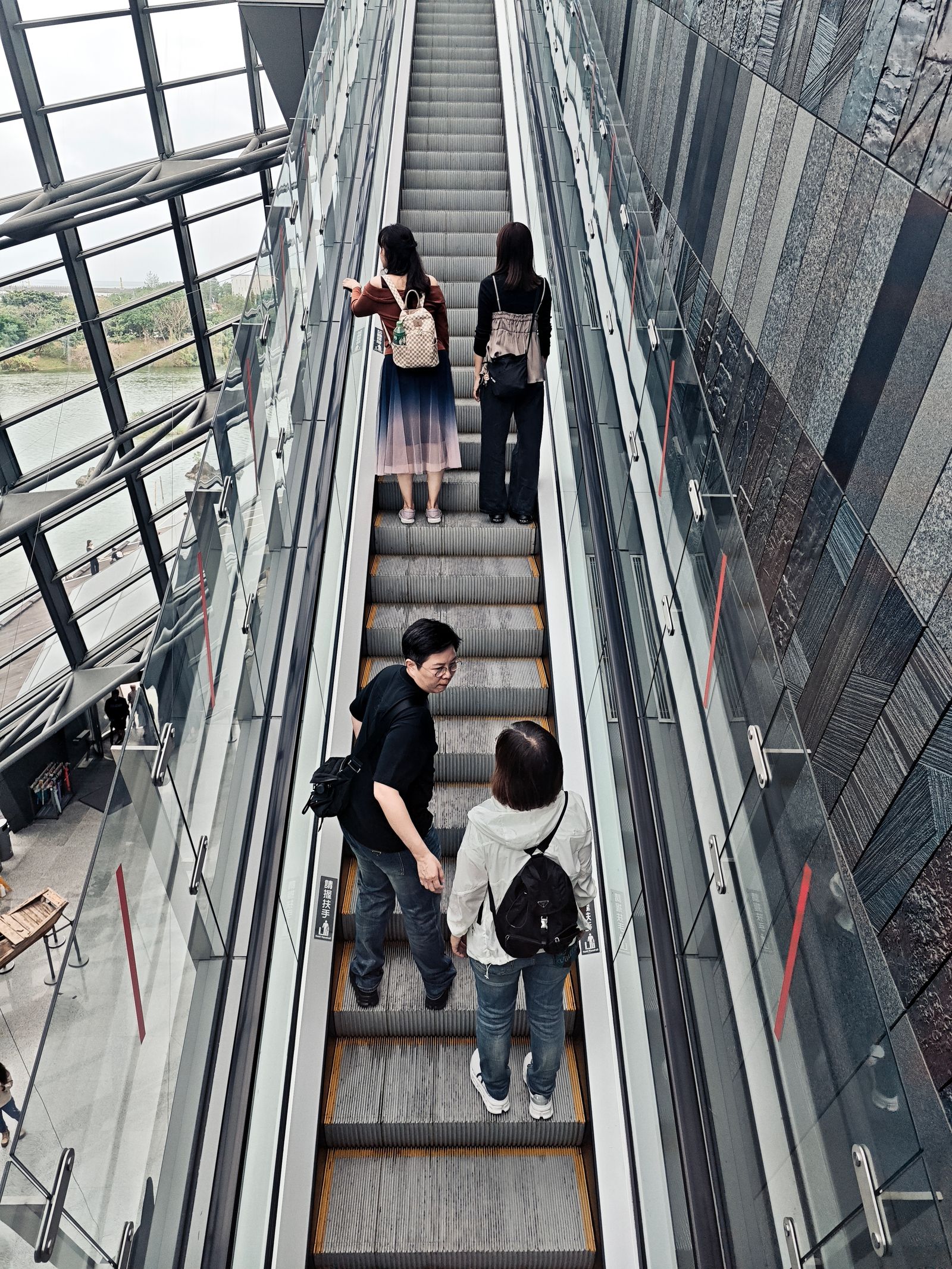 Escalator Photos, Download The BEST Free Escalator Stock Photos & HD Images
