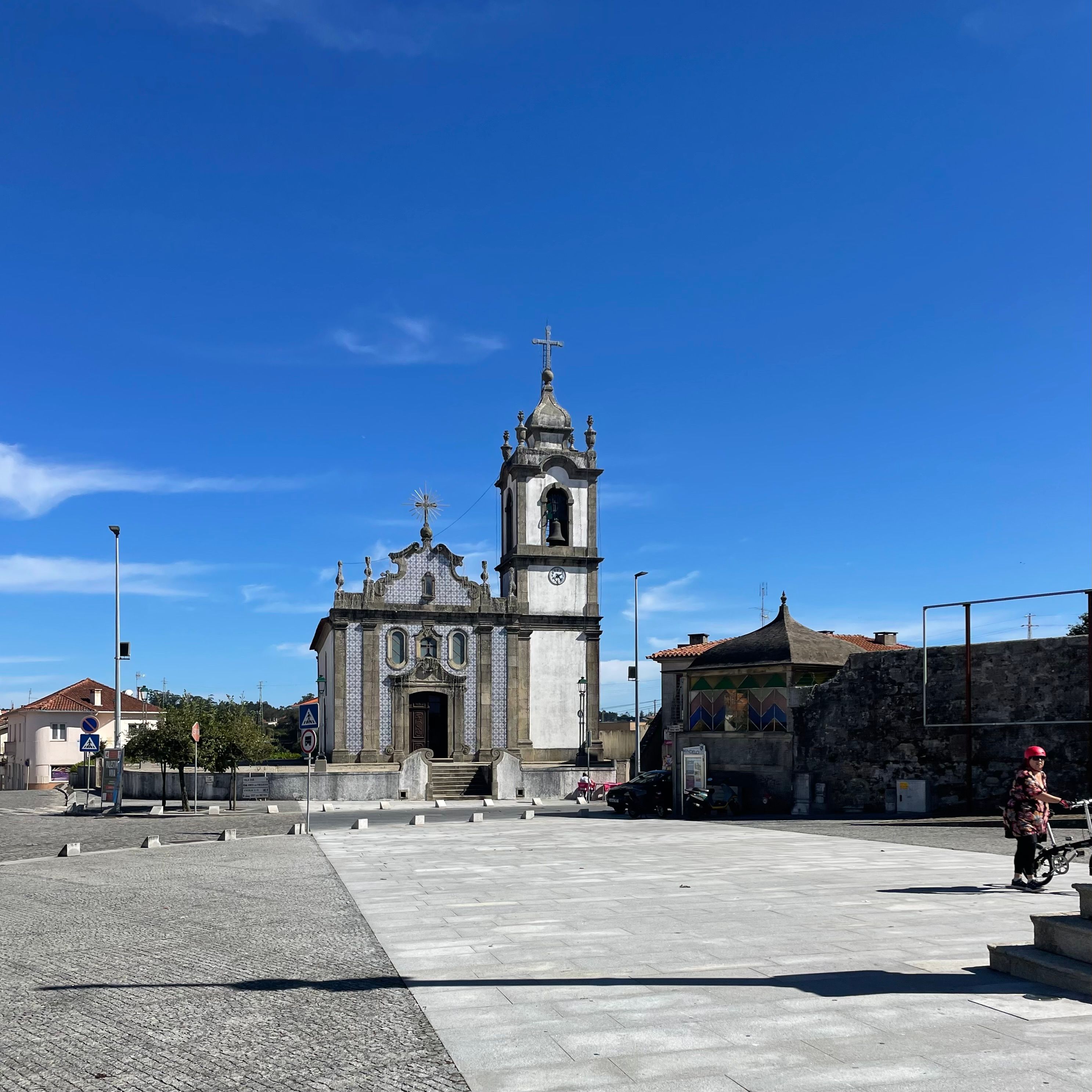 Historic Church in Vila do Conde under Clear Blue Sky · Free Stock Photo