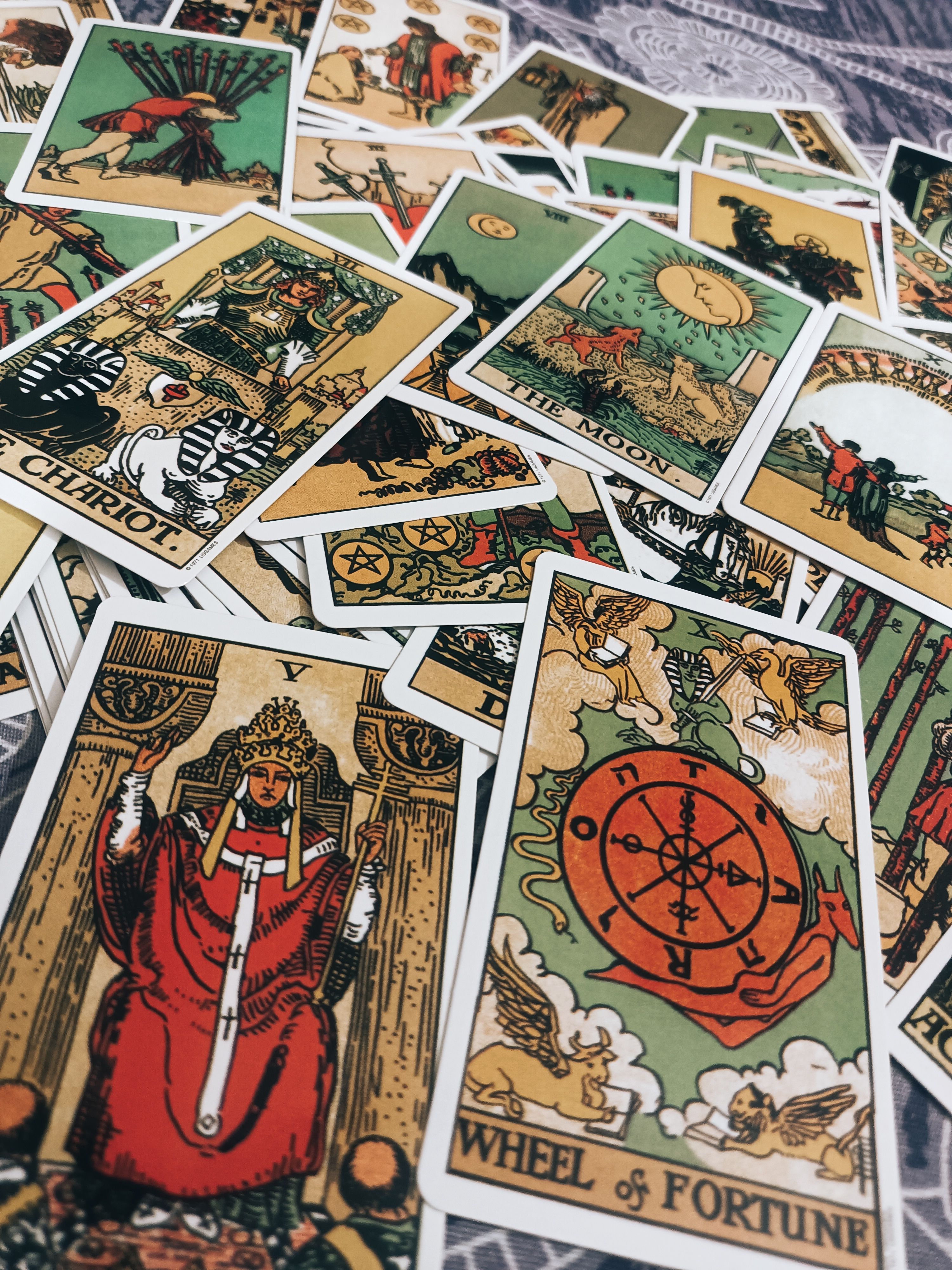 Colorful Tarot Spread for Spiritual Insight · Free Stock Photo