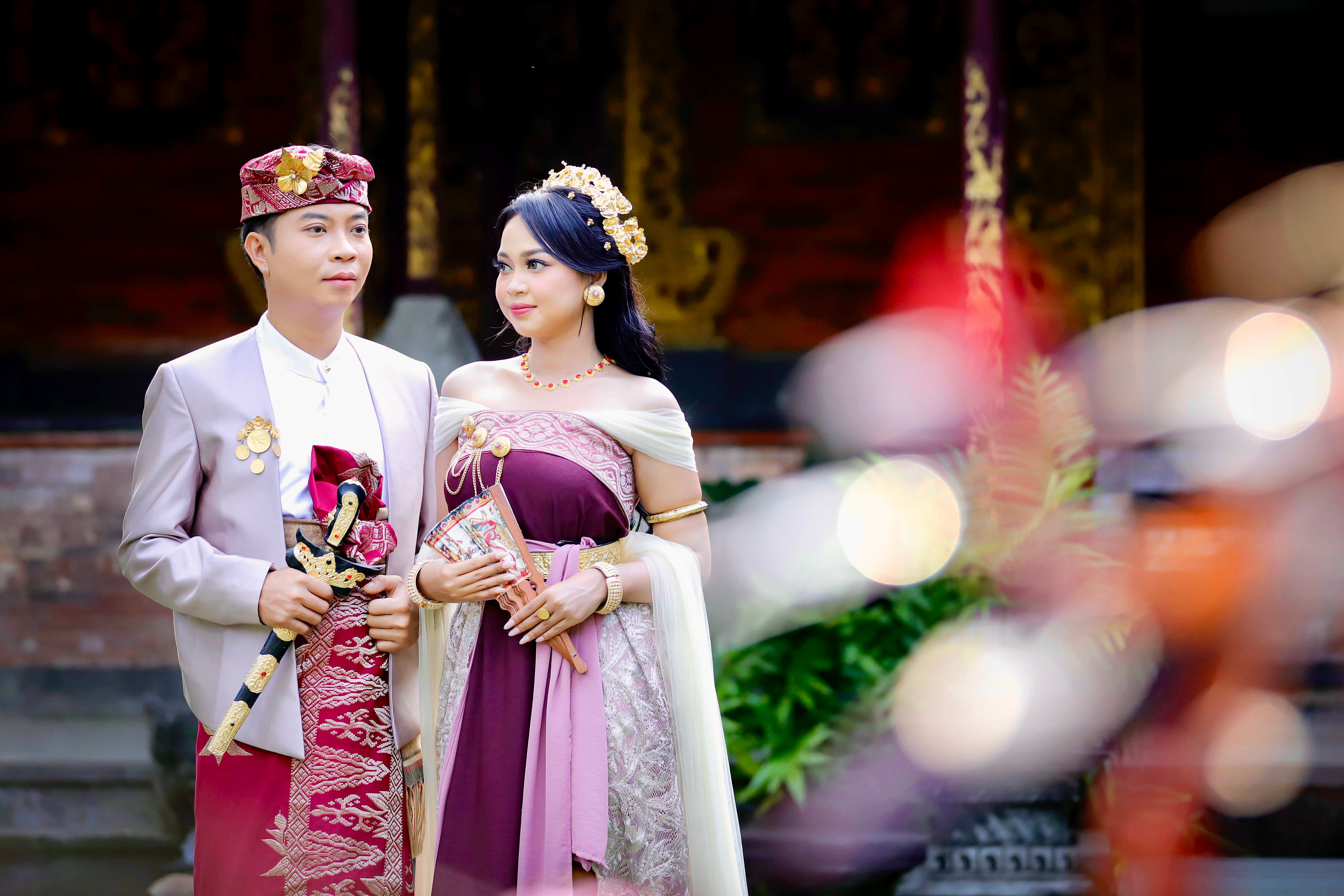 Traditional Balinese Wedding Attire in Indonesia · Free Stock Photo