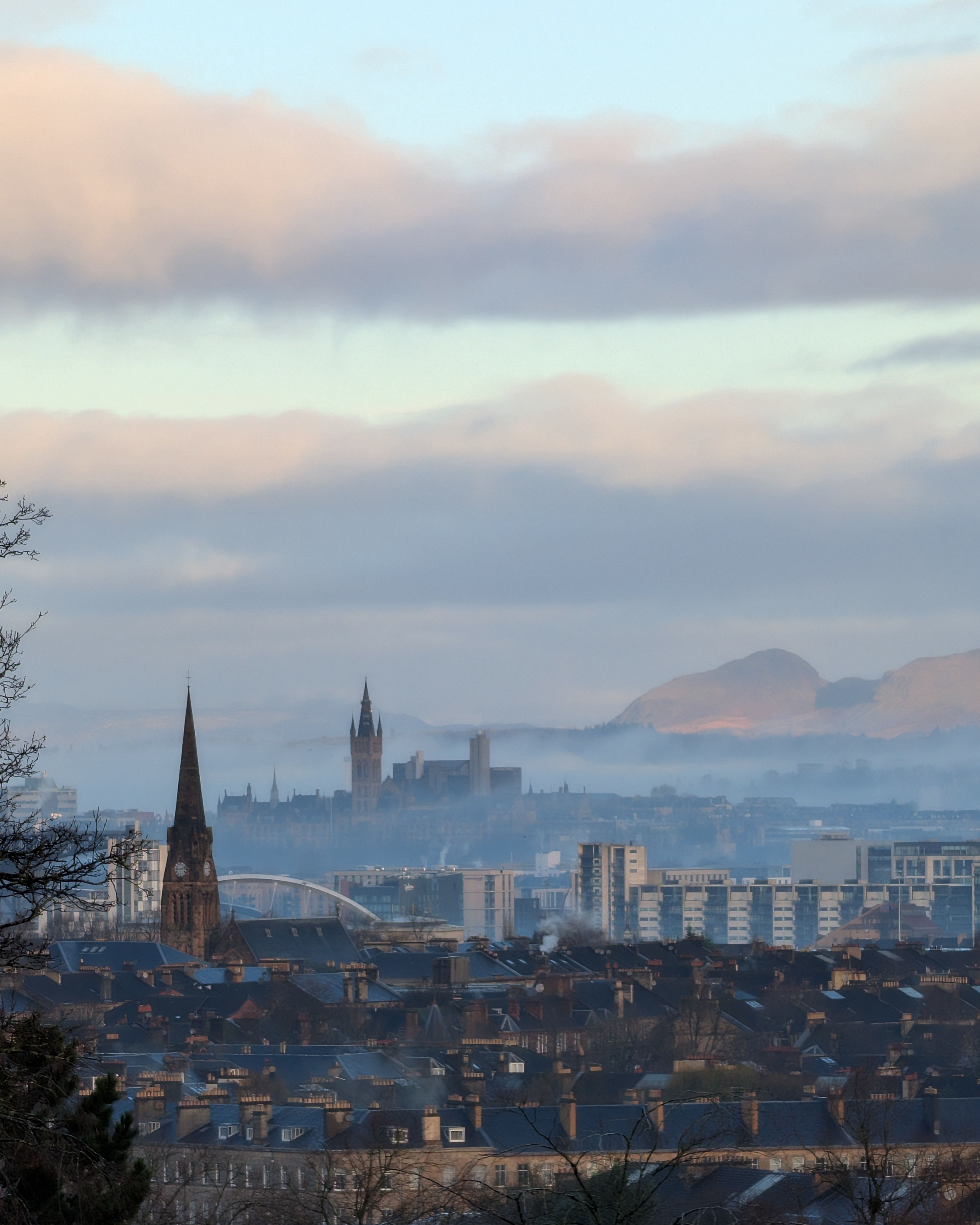 Scenic View of Glasgow Cityscape at Dawn · Free Stock Photo