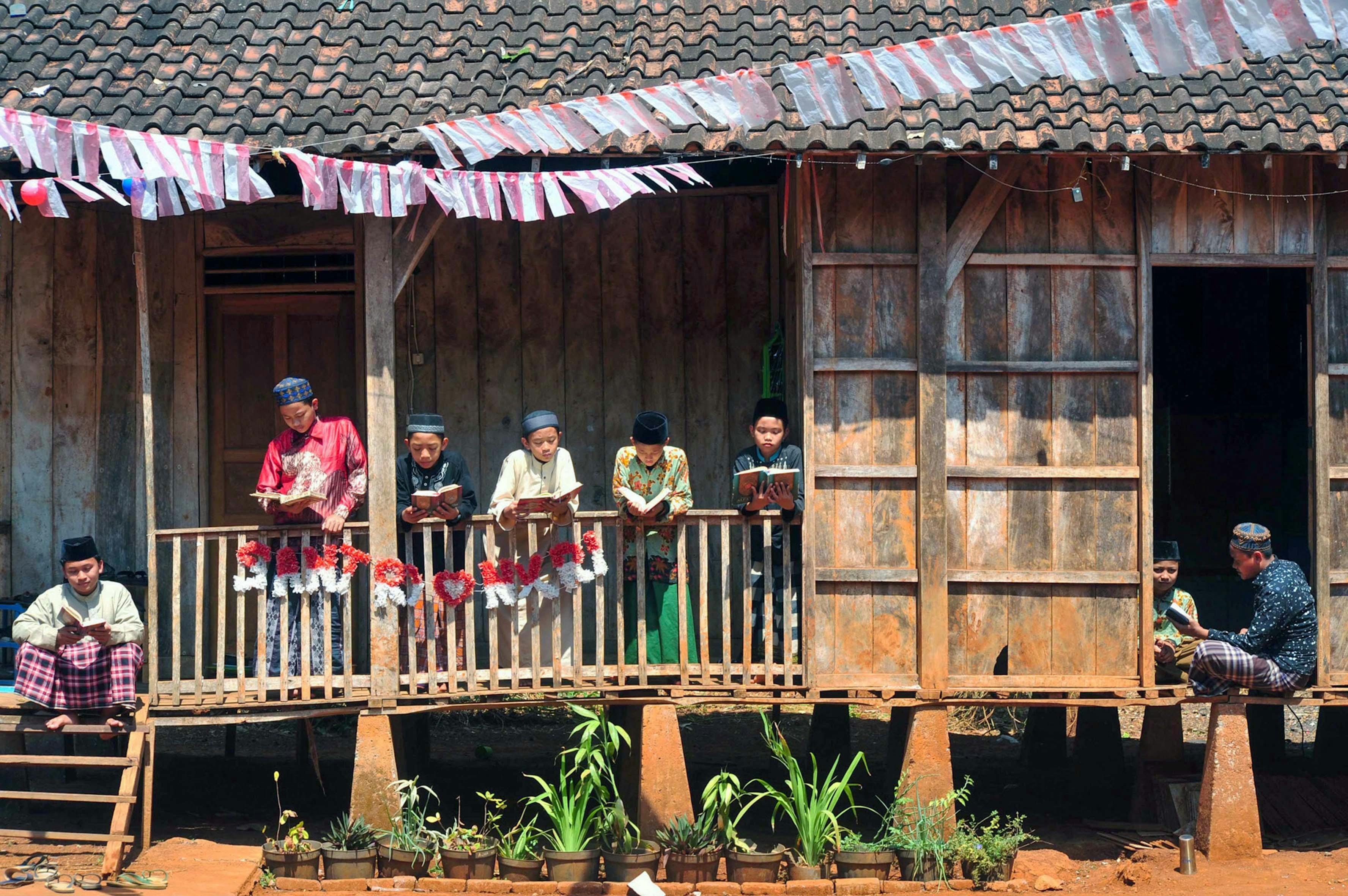 Indonesian+Massage Photos, Download The BEST Free Indonesian+Massage Stock Photos & HD Images