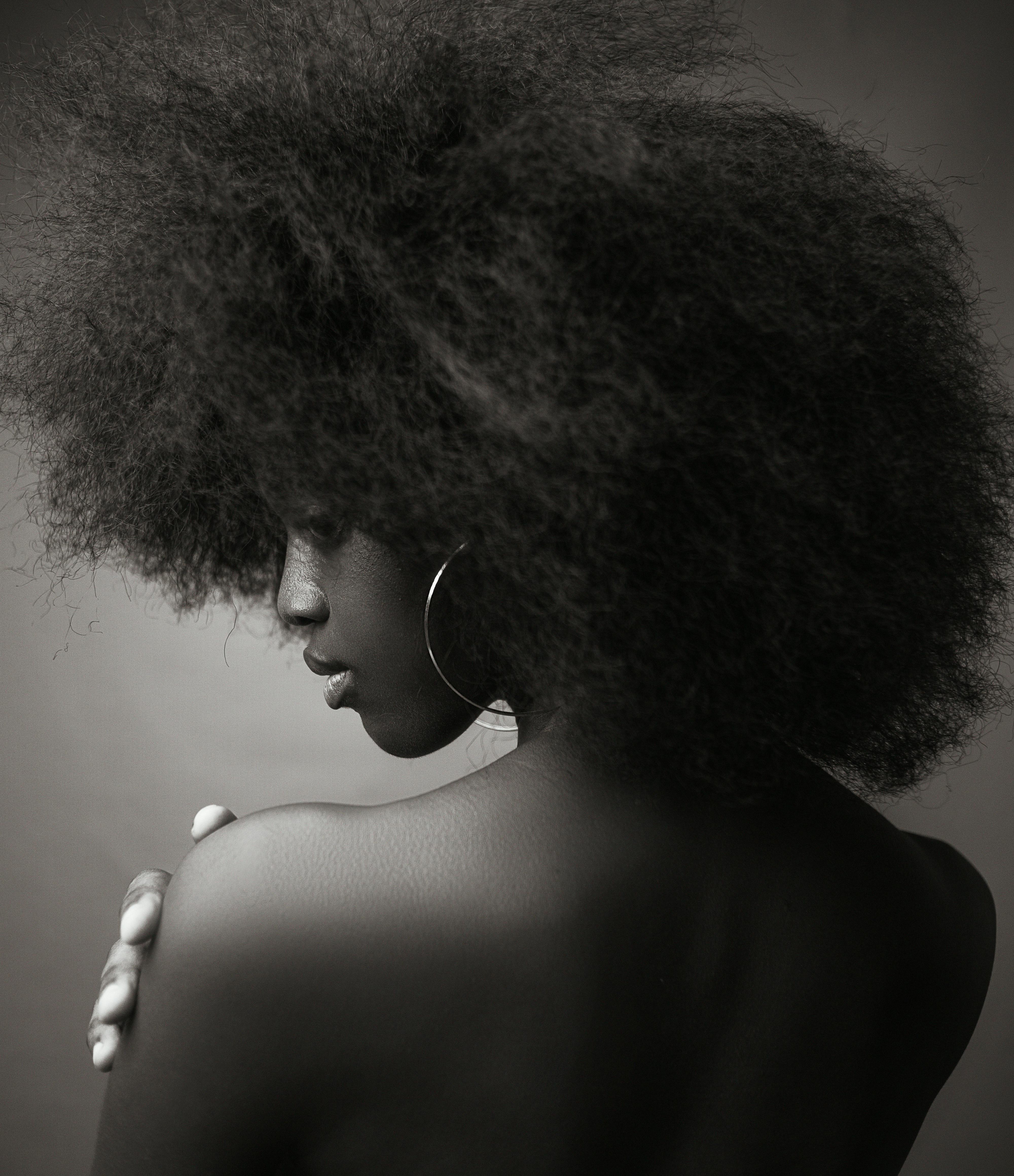 Darmowe zdjęcie z kategorii afrykański, afrykańskie pochodzenie, artystyczny, ciemne tony ...