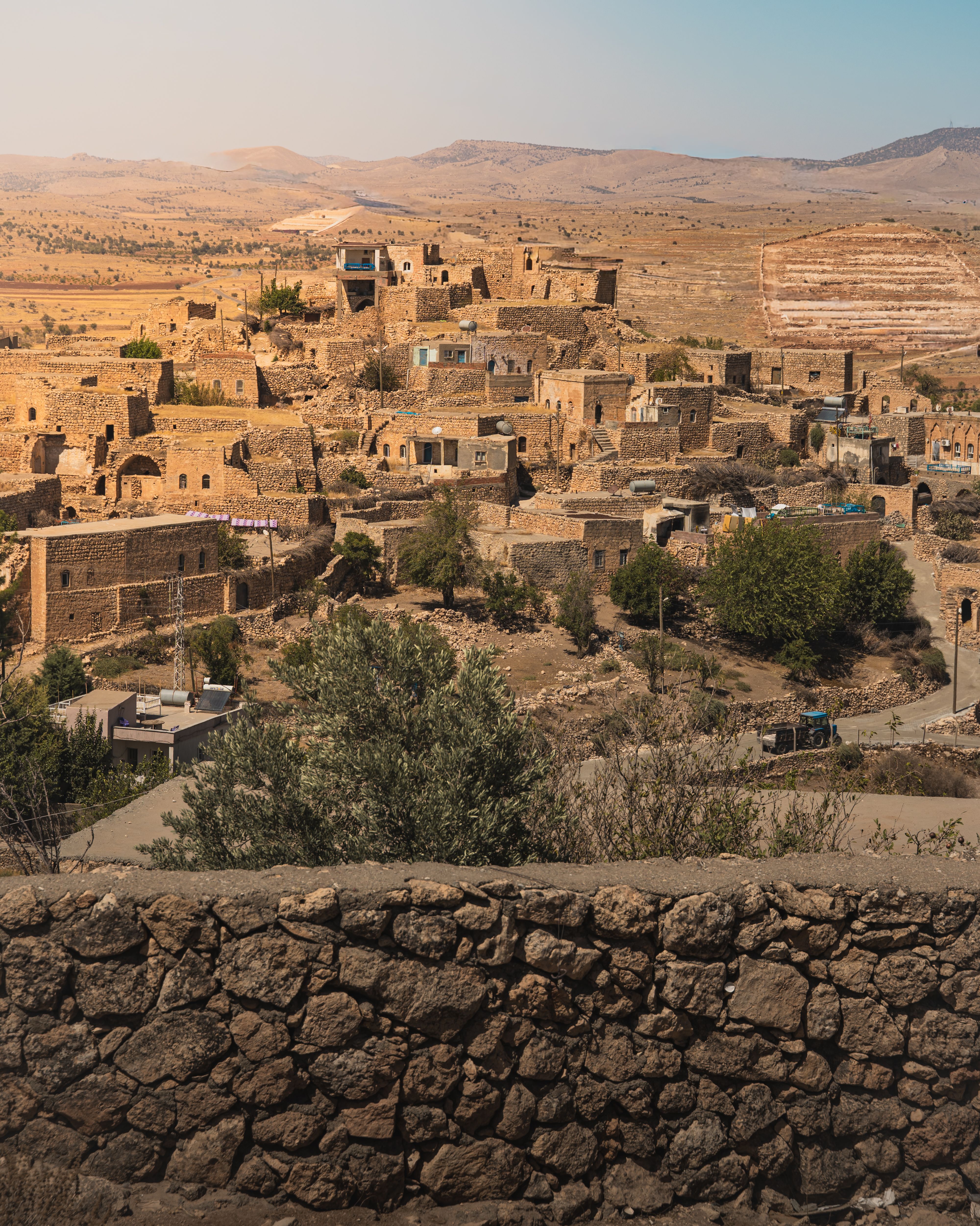 Ancient Stone Village in Mardin, Türkiye · Free Stock Photo