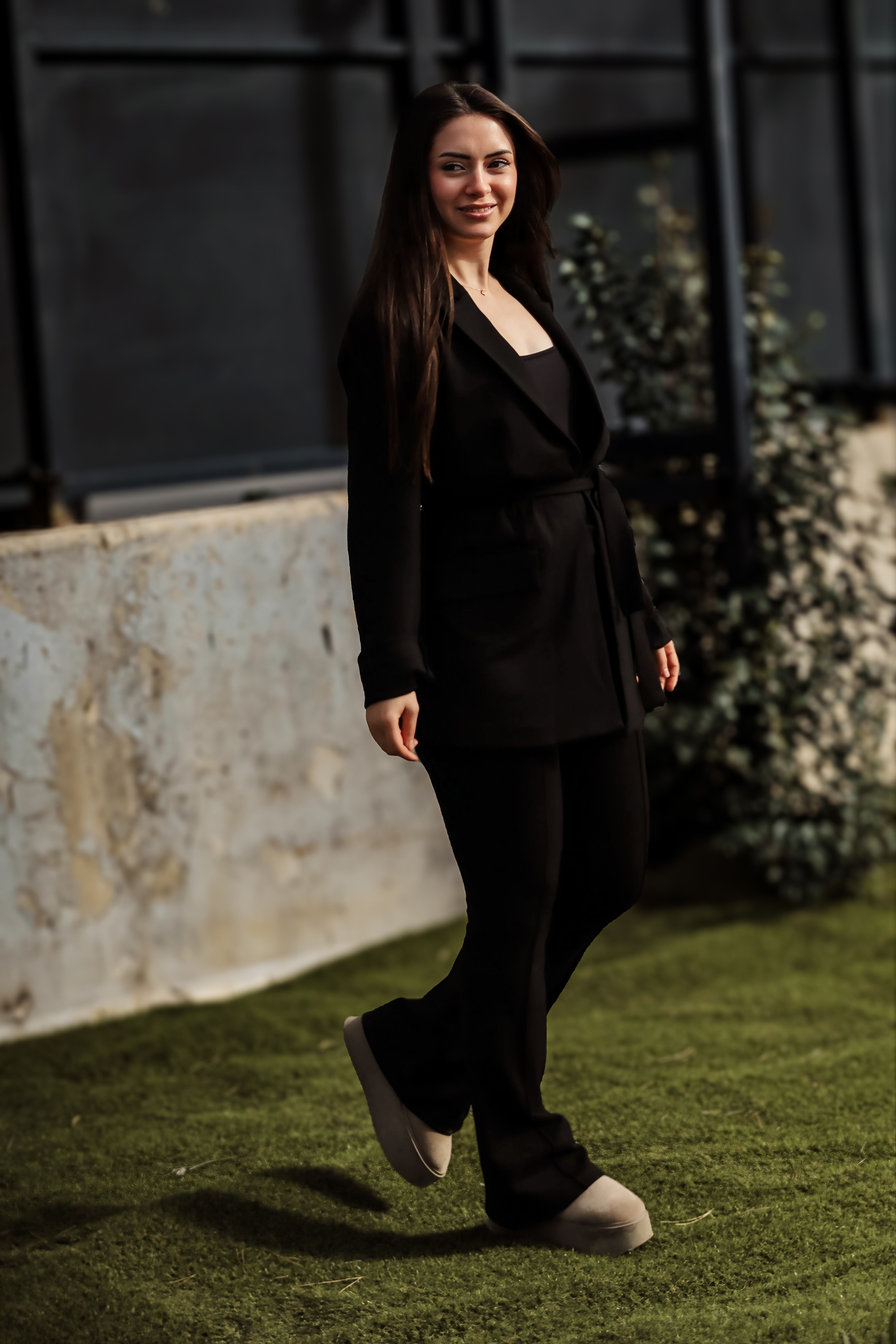 Female Spokesperson Giving Press Interview Outdoors · Free Stock Photo