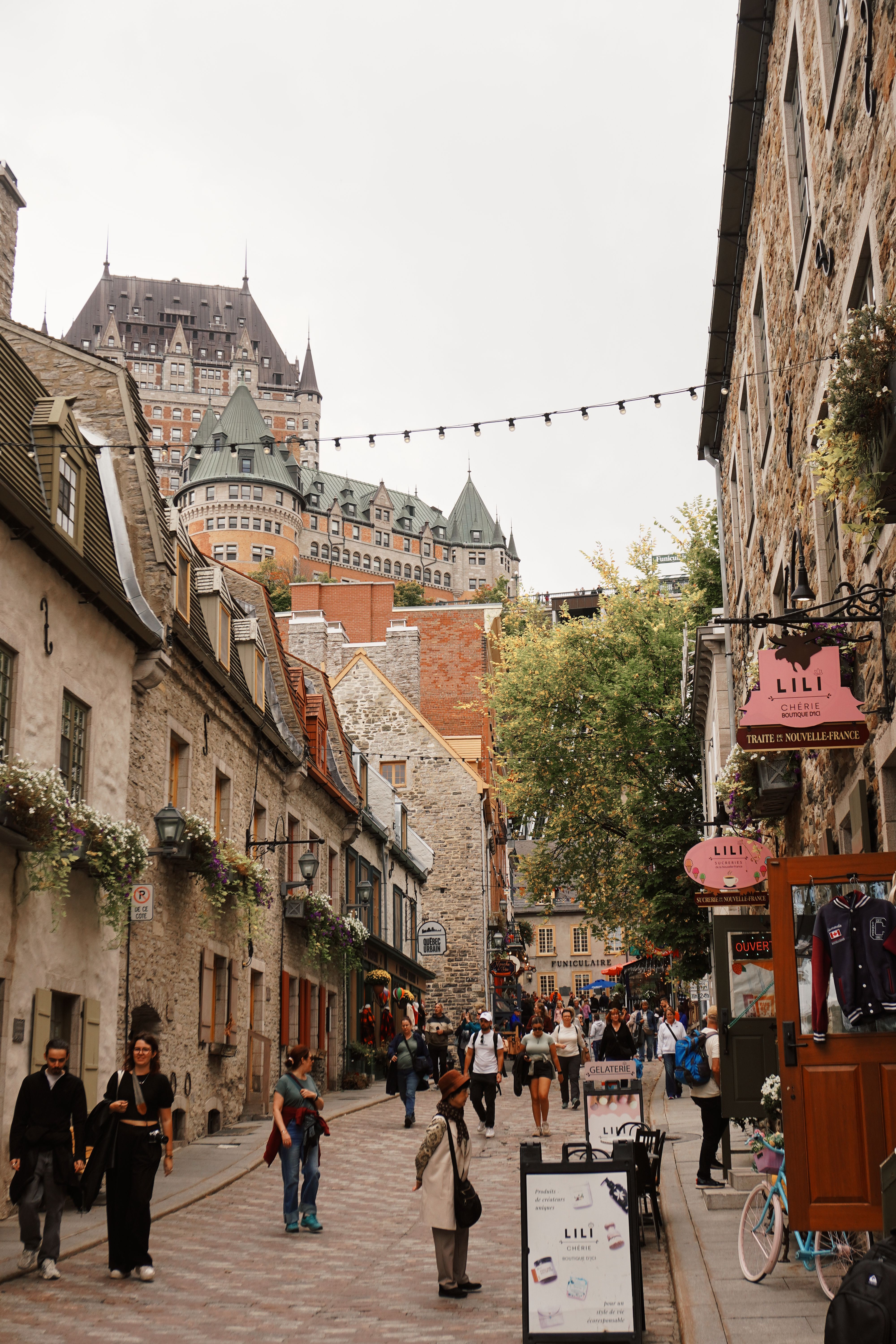 Charming Street View in Old Québec City · Free Stock Photo