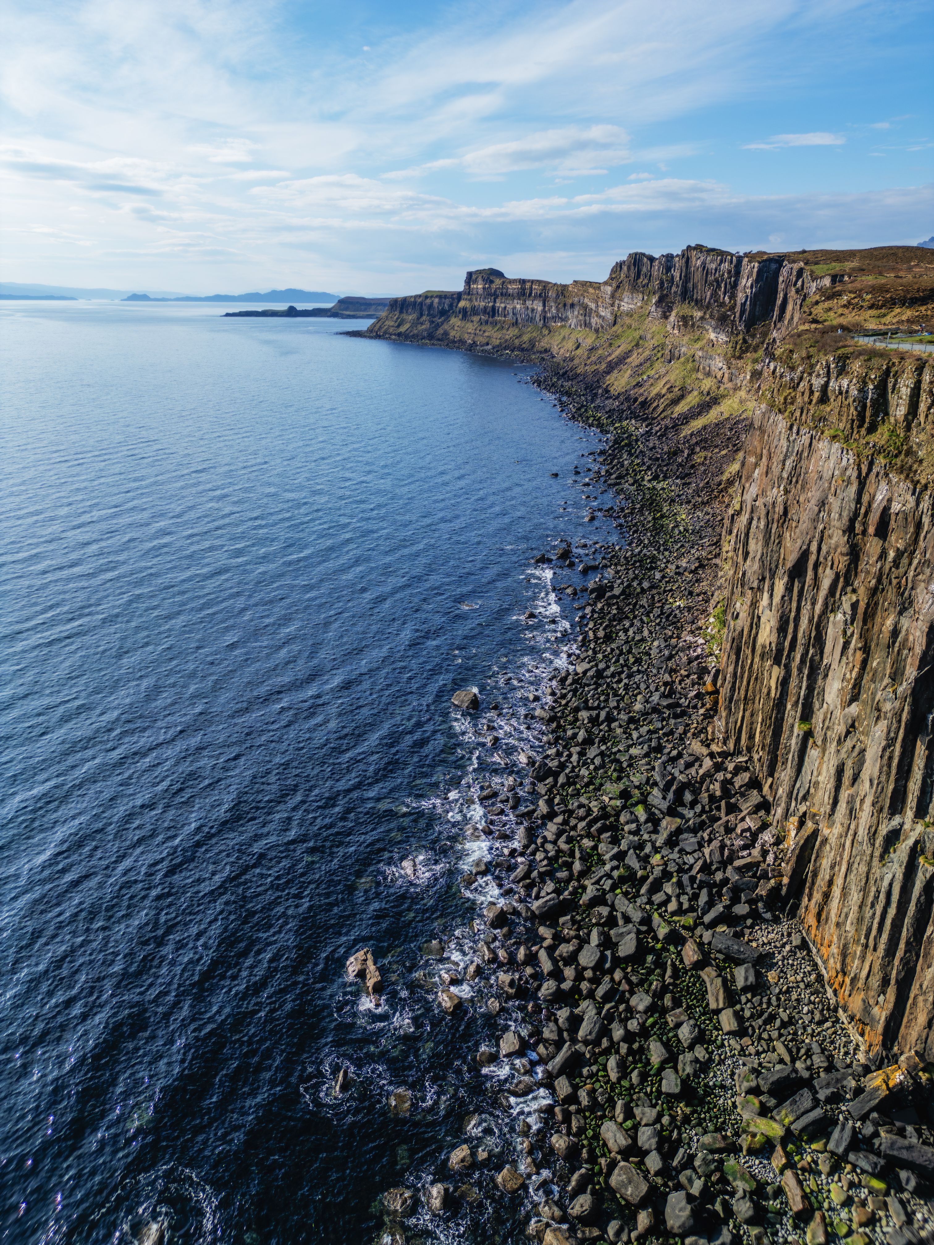 Dramatic Cliffs Along the Scottish Coastline · Free Stock Photo