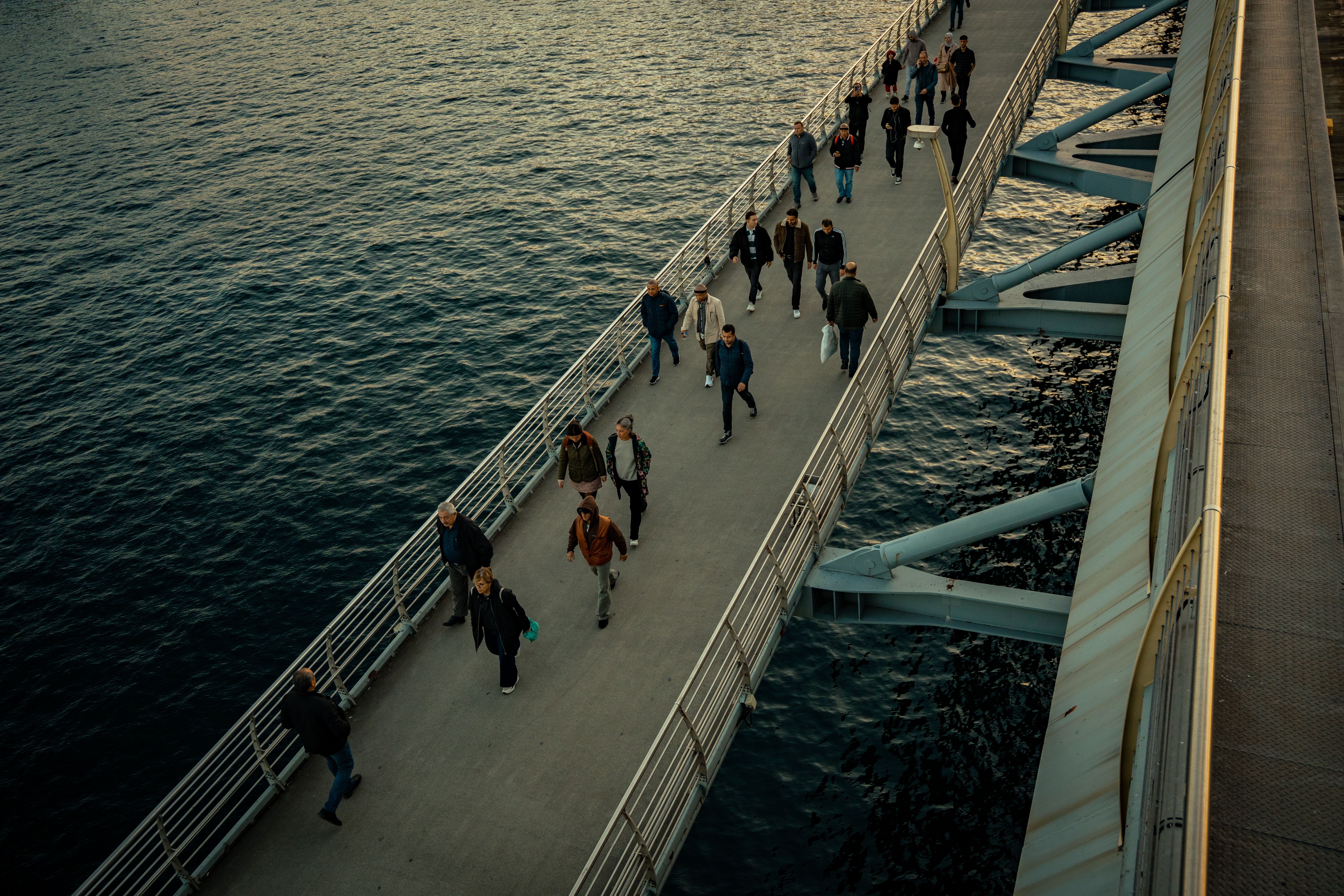 Walking Path Along Water Photos, Download The BEST Free Walking Path ...