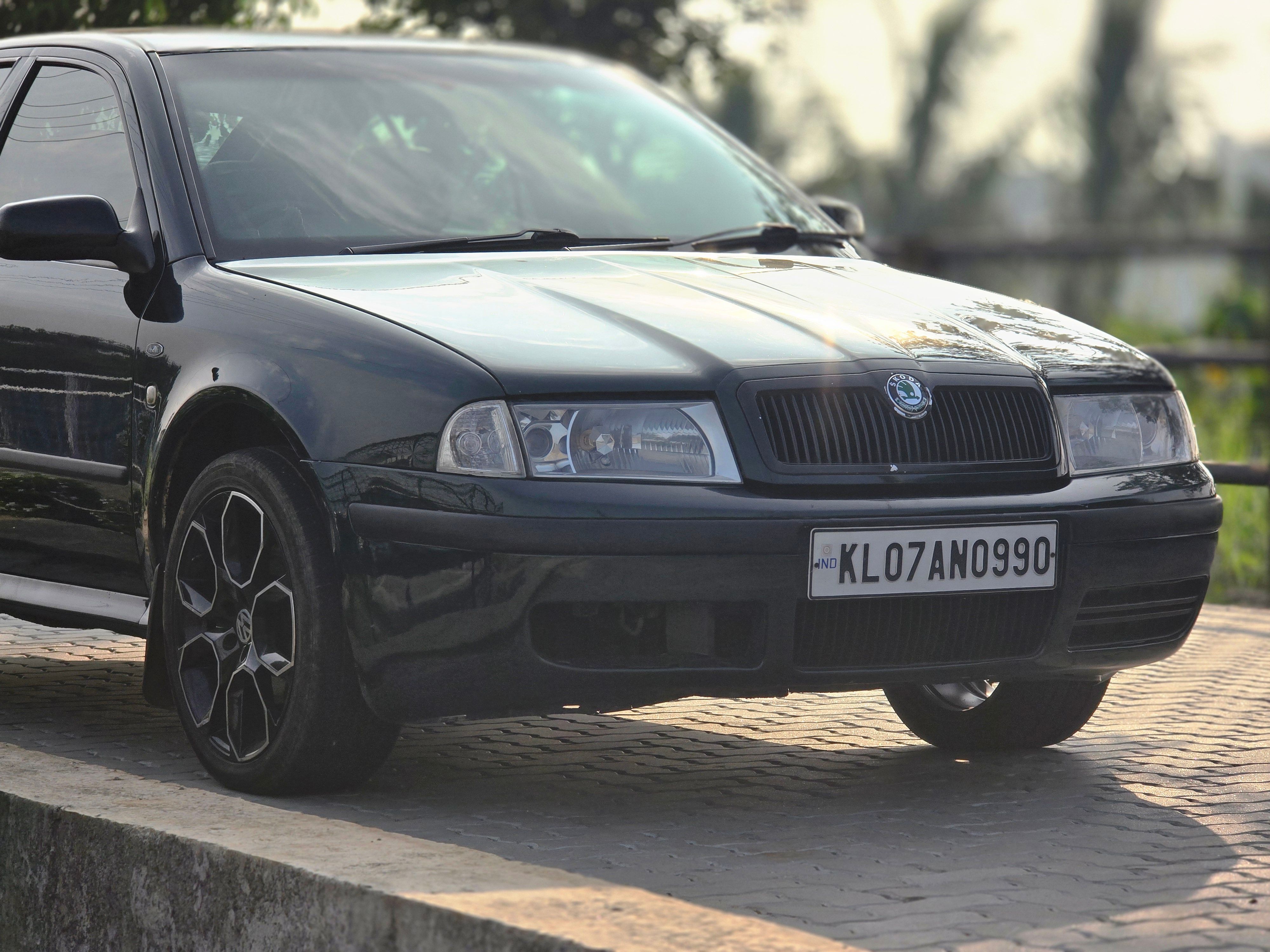 Black Sedan Car with Indian Number Plate Outdoors · Free Stock Photo