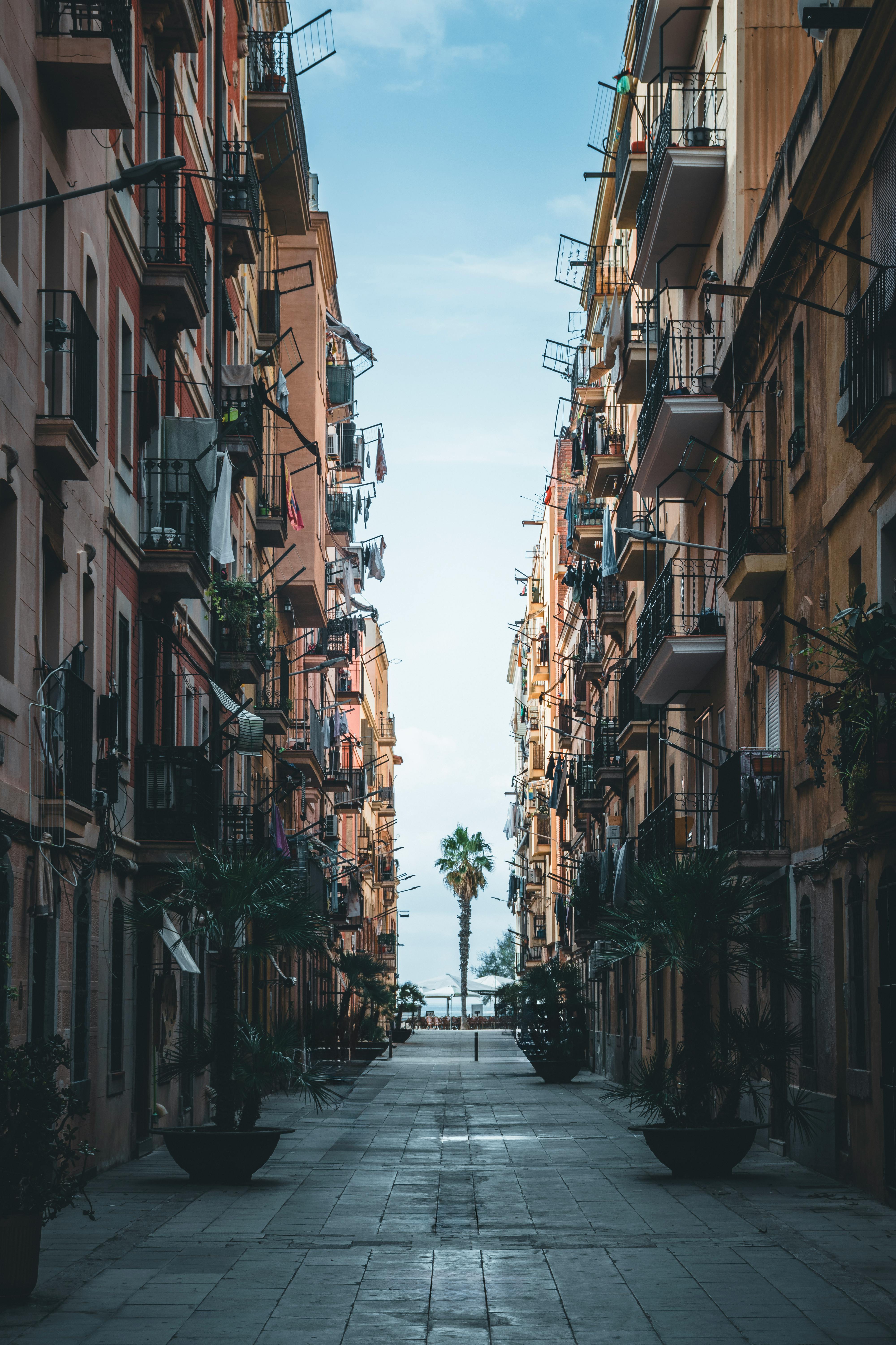 Scenic Alleyway in Barceloneta, Barcelona · Free Stock Photo