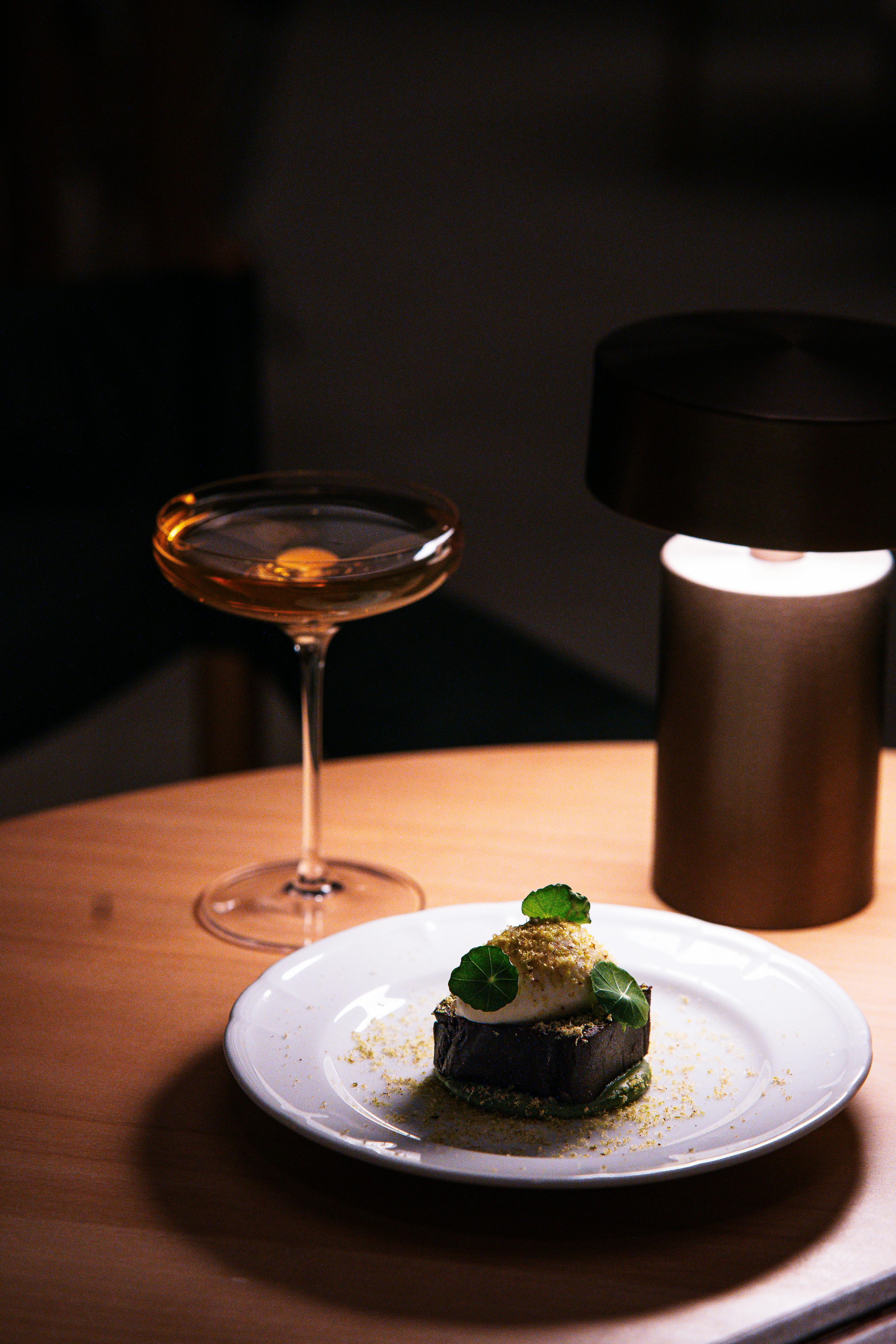 Elegant Dinner Setting with Gourmet Dish in Tokyo · Free Stock Photo