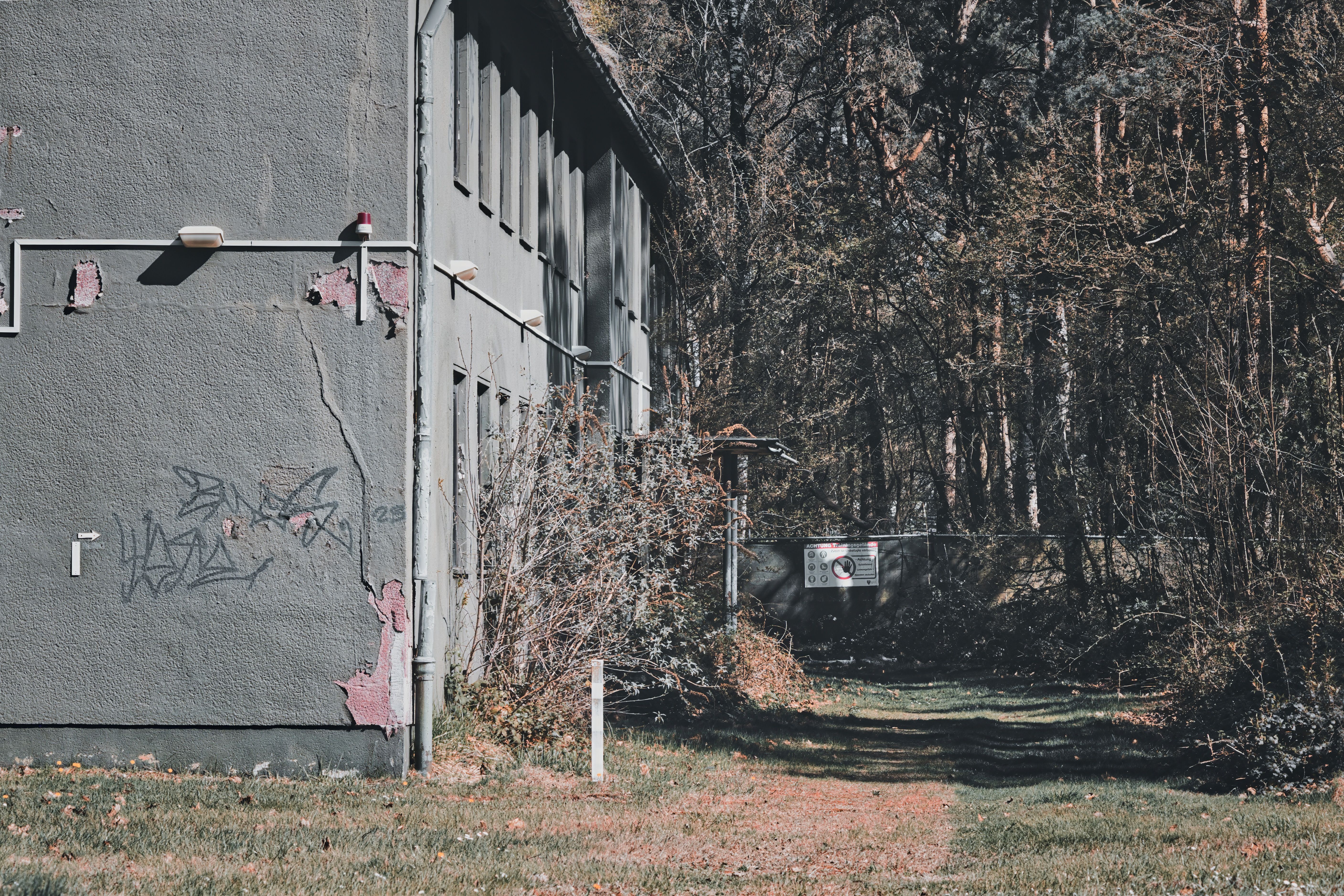 Army Property Photos, Download The BEST Free Army Property Stock Photos ...
