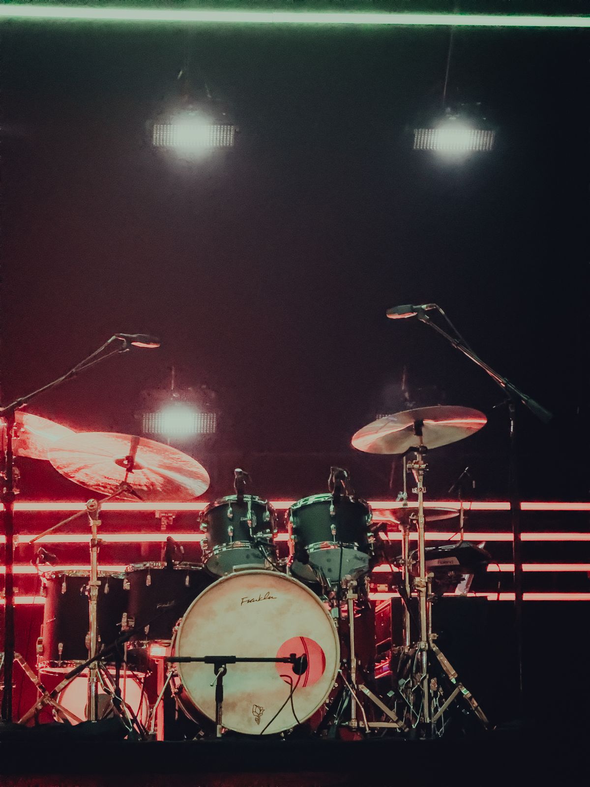 Ivan+Alien+Stage+Wallpaper+Desktop Photos, Download The BEST Free Ivan ...