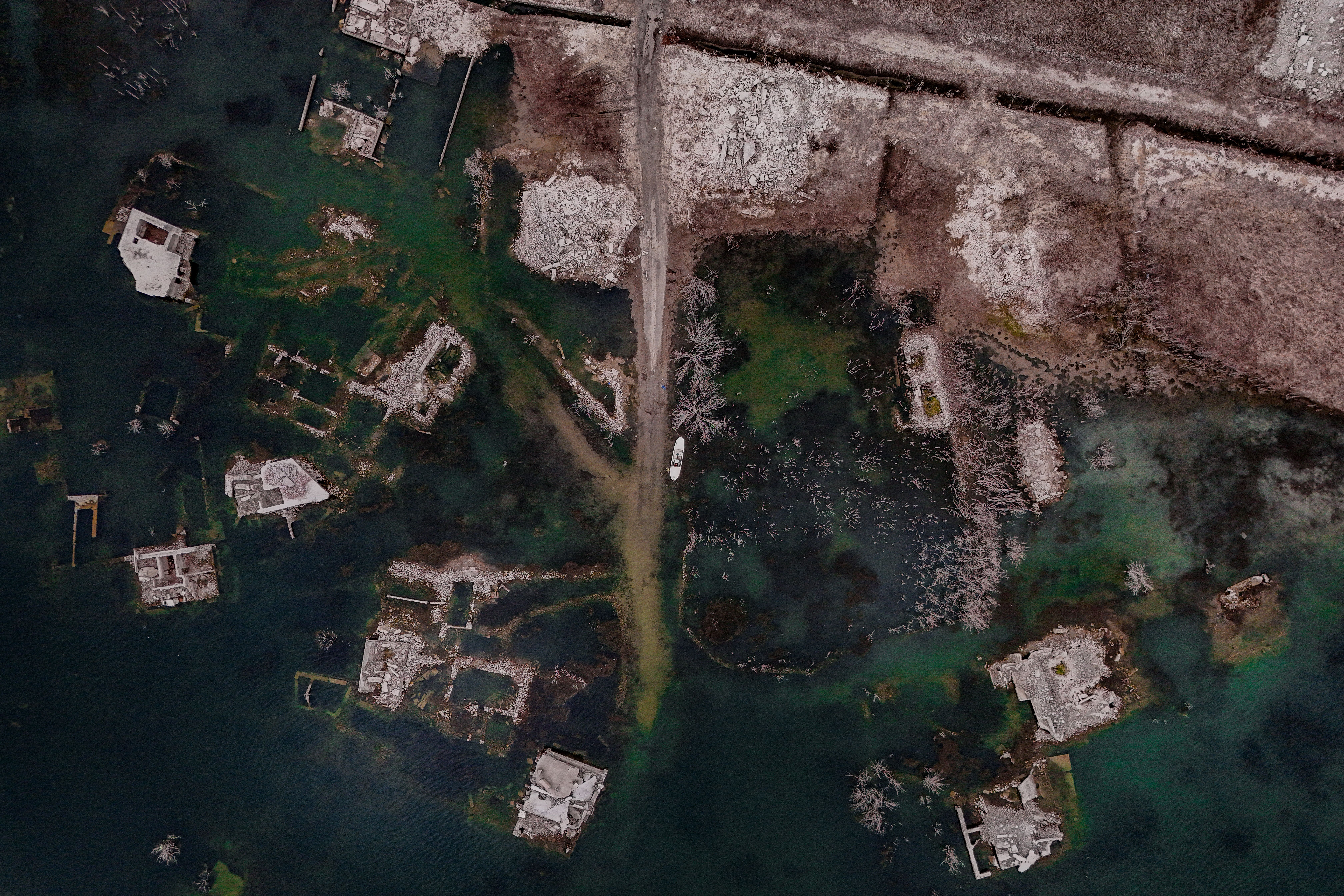Aerial View of Abandoned Submerged Structures in Lake · Free Stock Photo