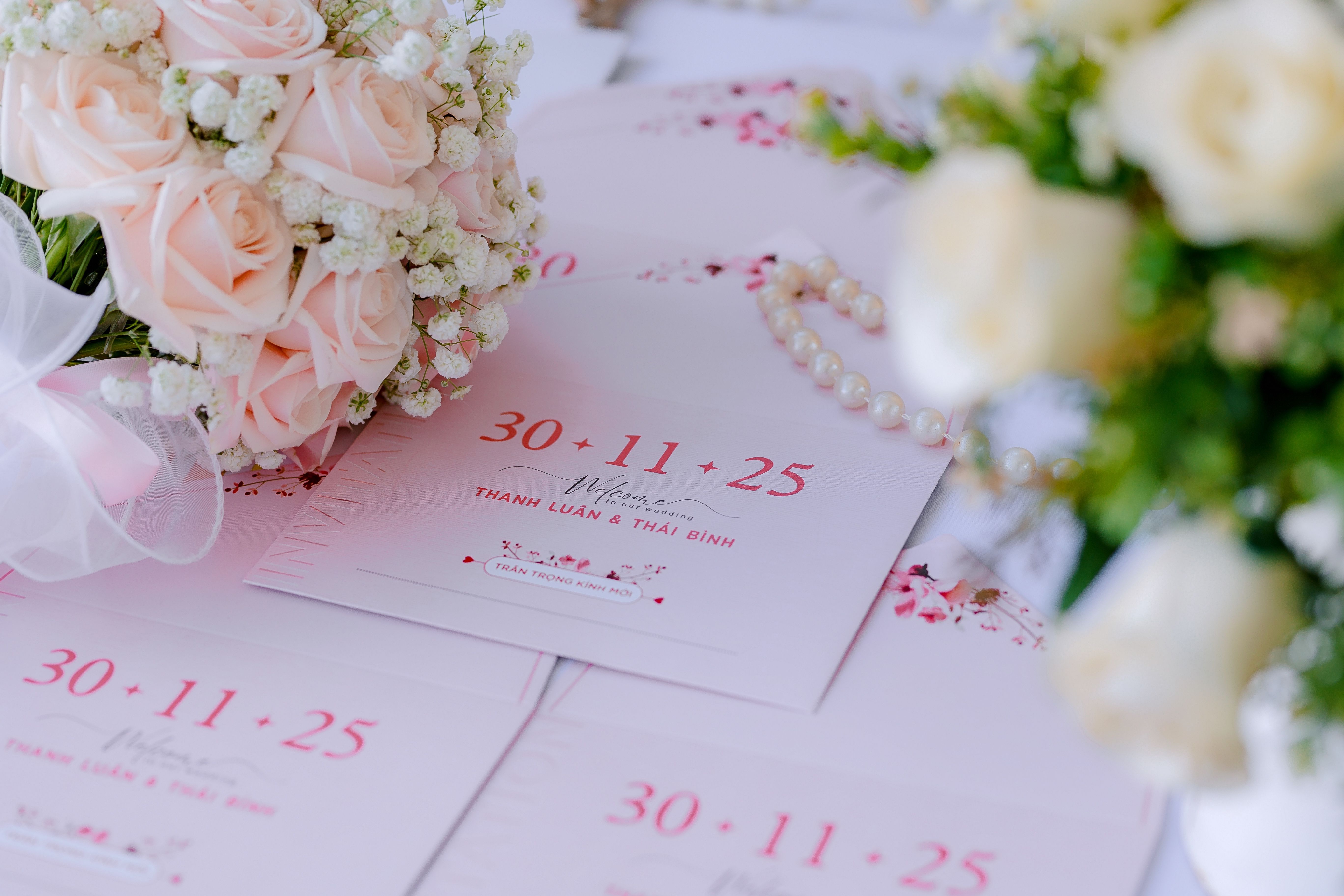 Elegant Wedding Invitations and Floral Decorations · Free Stock Photo