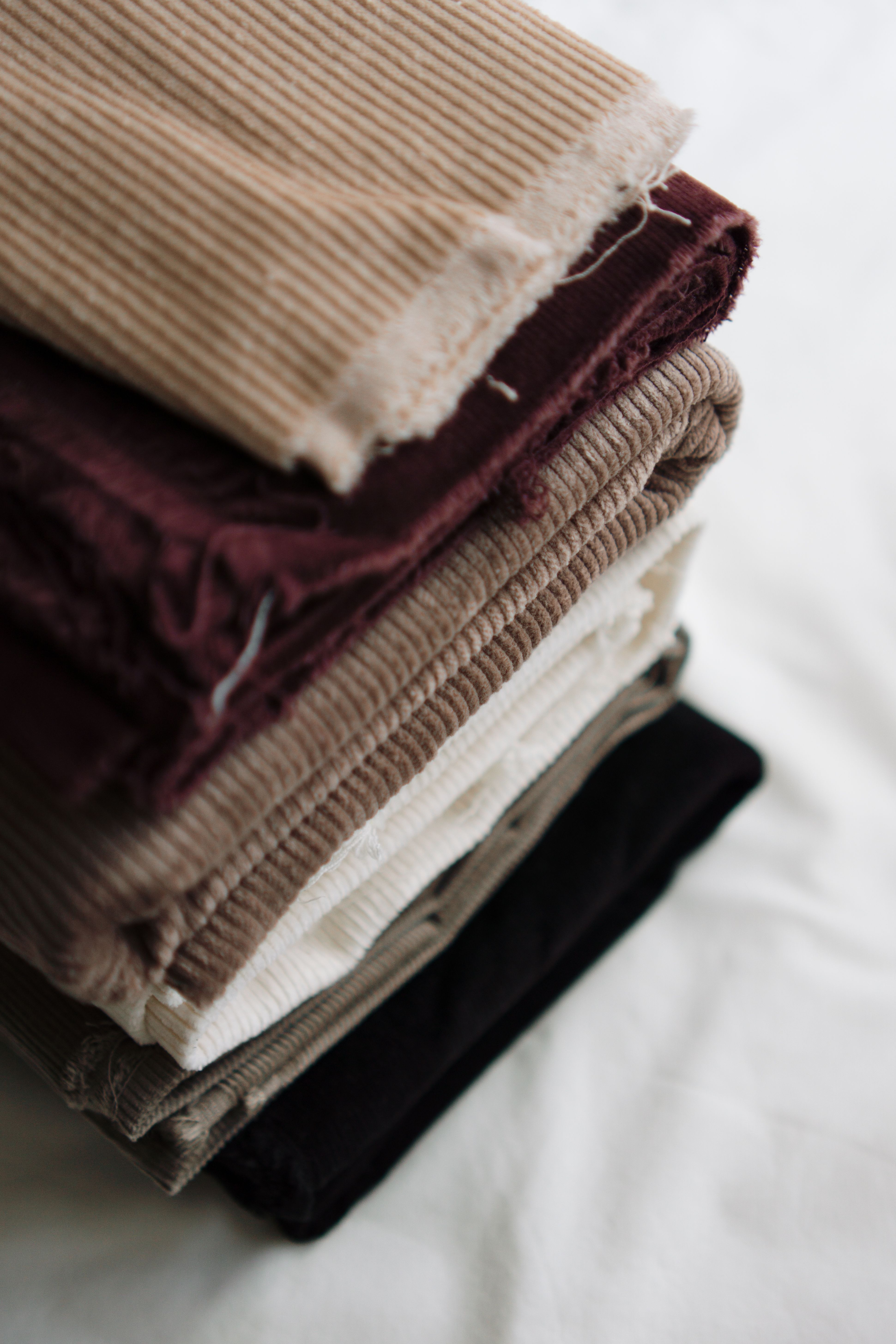 Pile Of Fabric Photos, Download The BEST Free Pile Of Fabric Stock ...