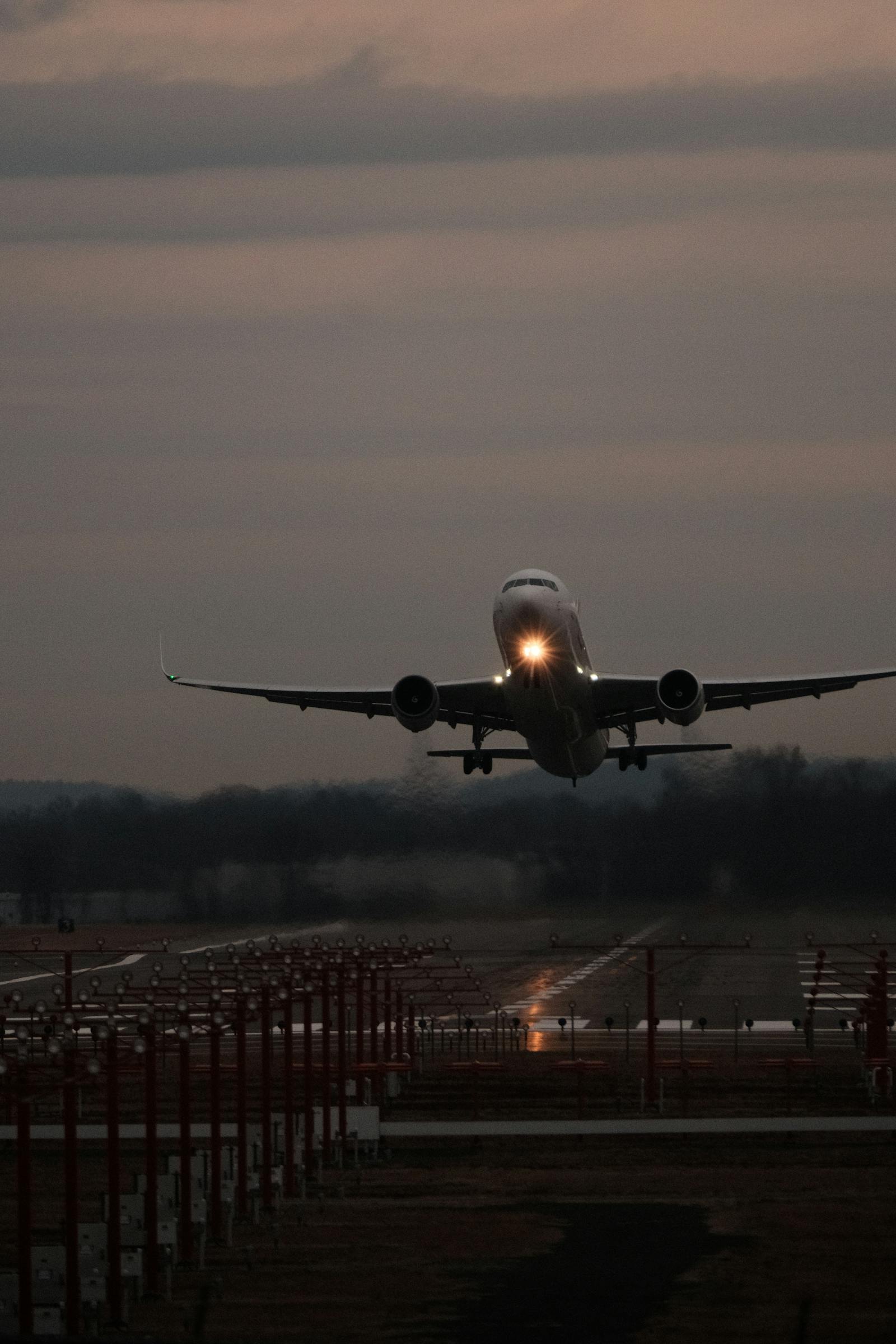 Dark Airplane Wallpaper Photos, Download The BEST Free Dark Airplane ...