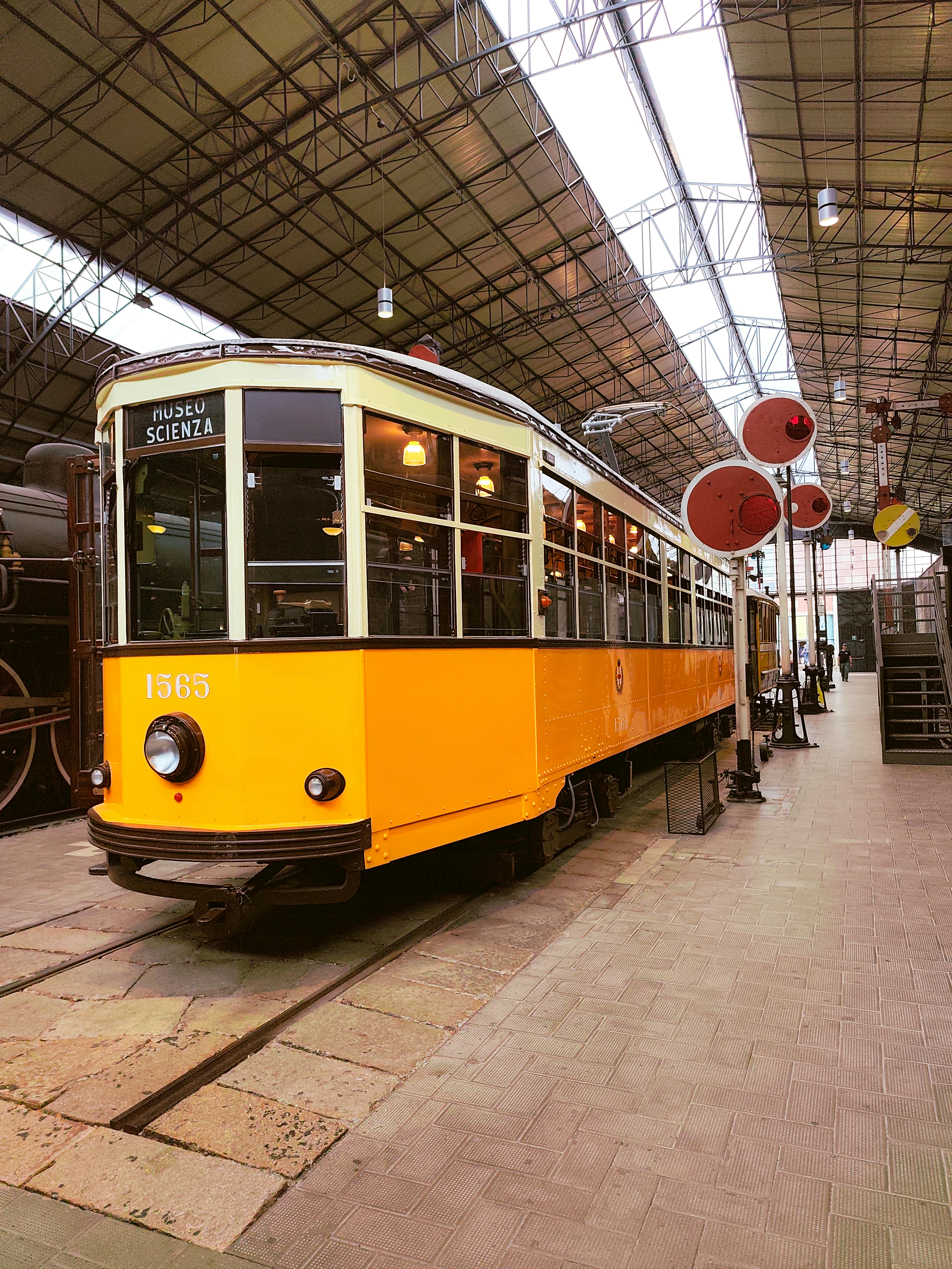 Vintage Tram at Science Museum Station · Free Stock Photo