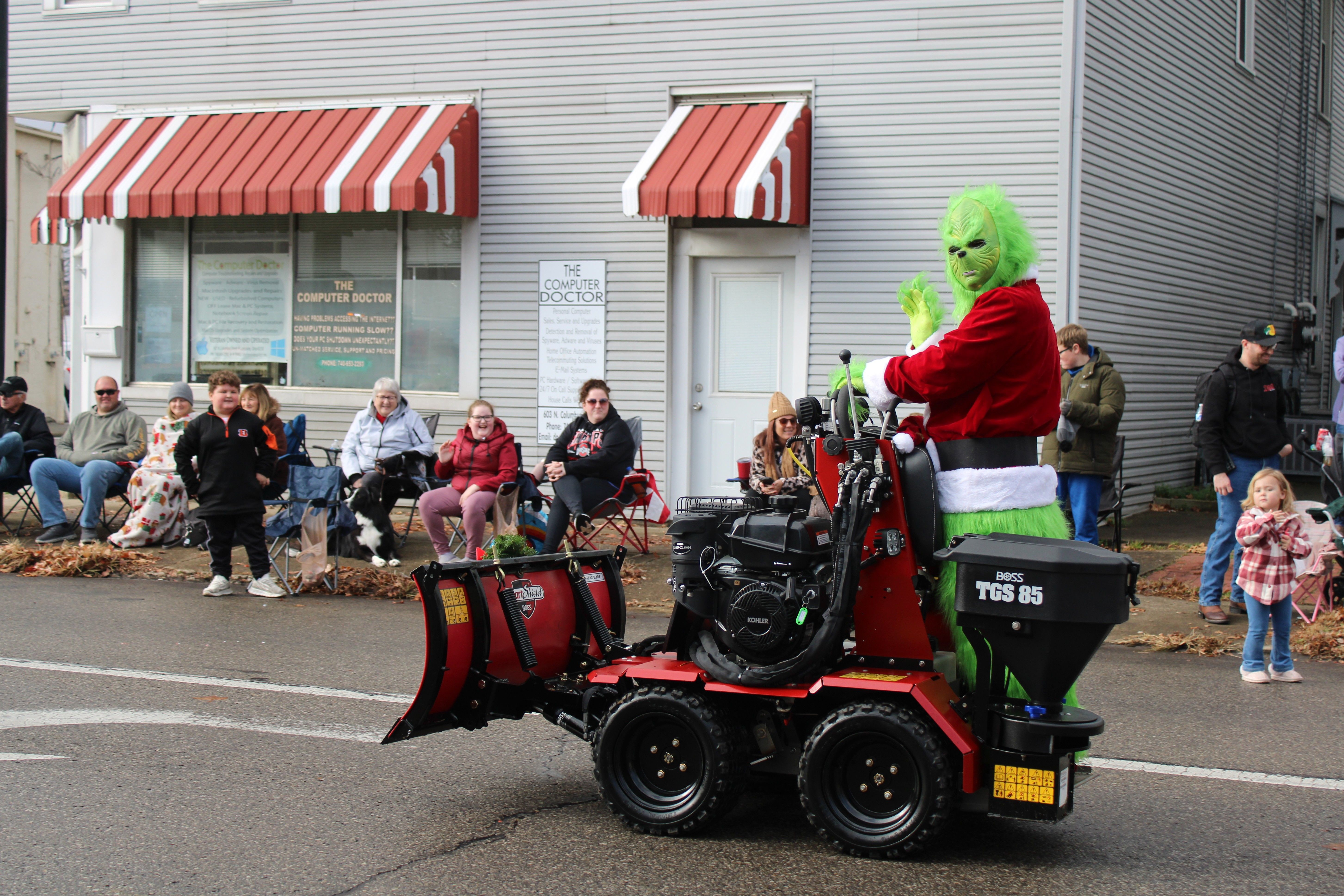 Max From Grinch Photos, Download The BEST Free Max From Grinch Stock ...