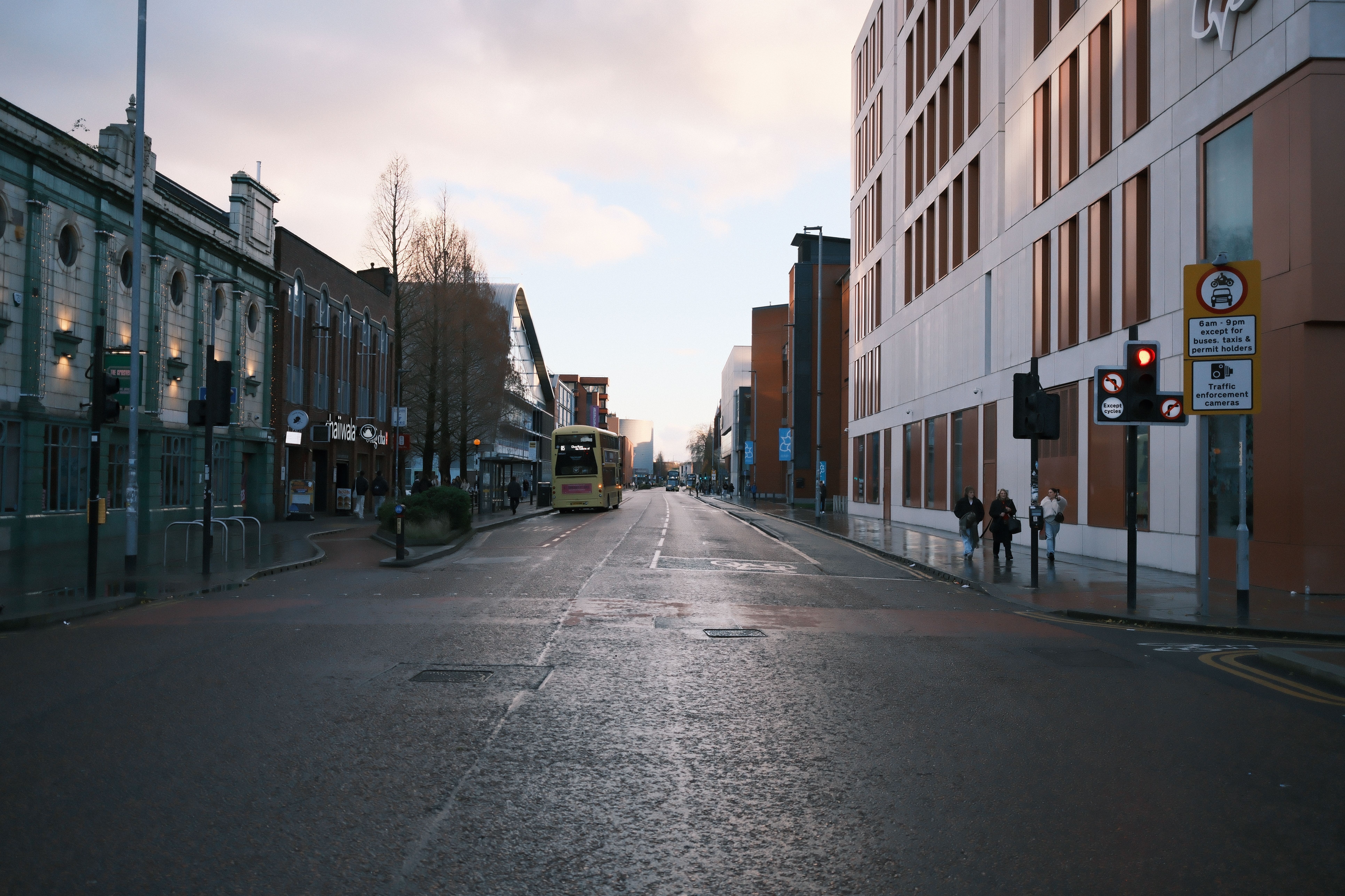 Urban Street Scene with Double Decker Bus · Free Stock Photo