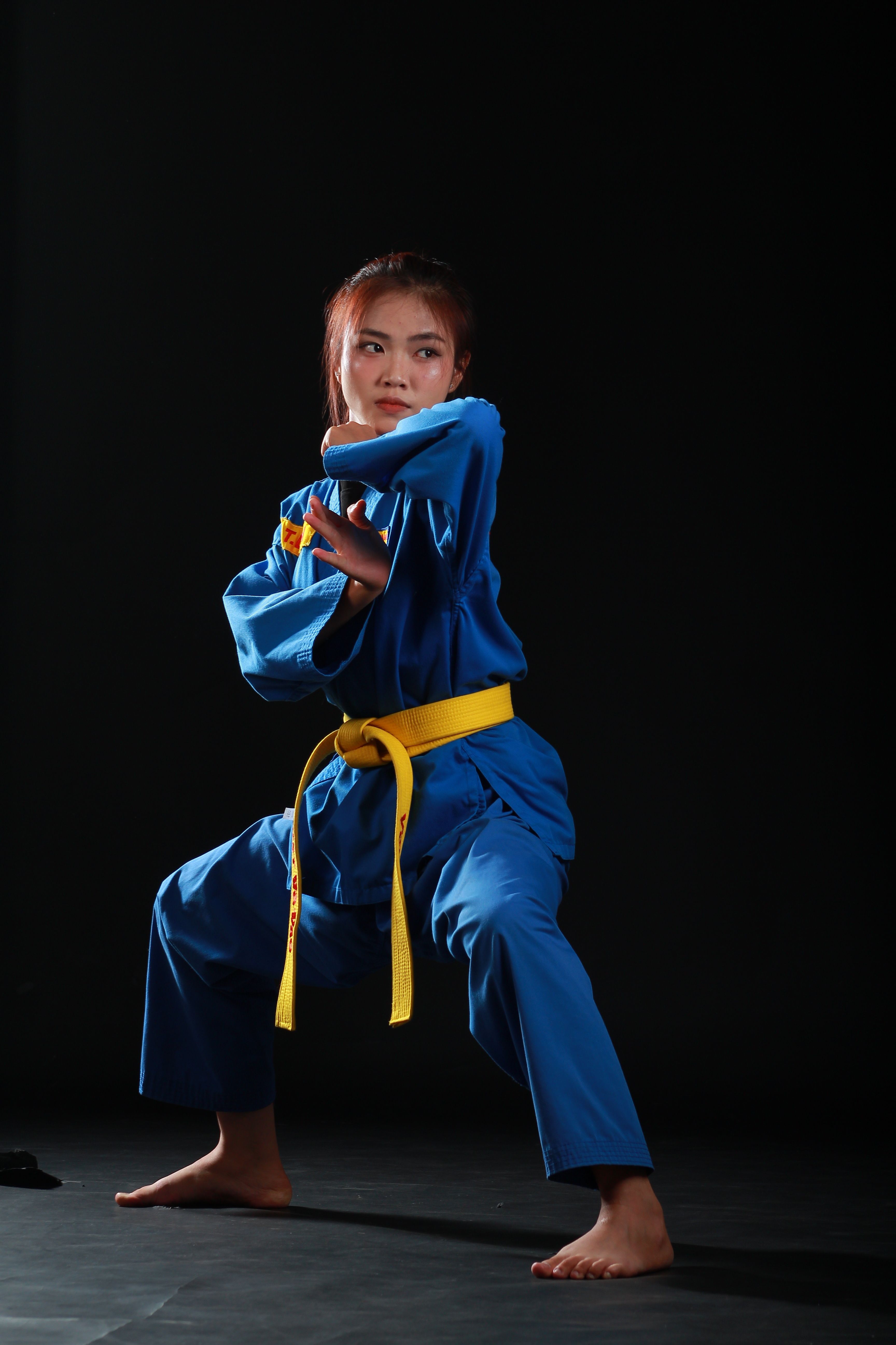 Action Pose Reference Photos, Download The BEST Free Action Pose ...