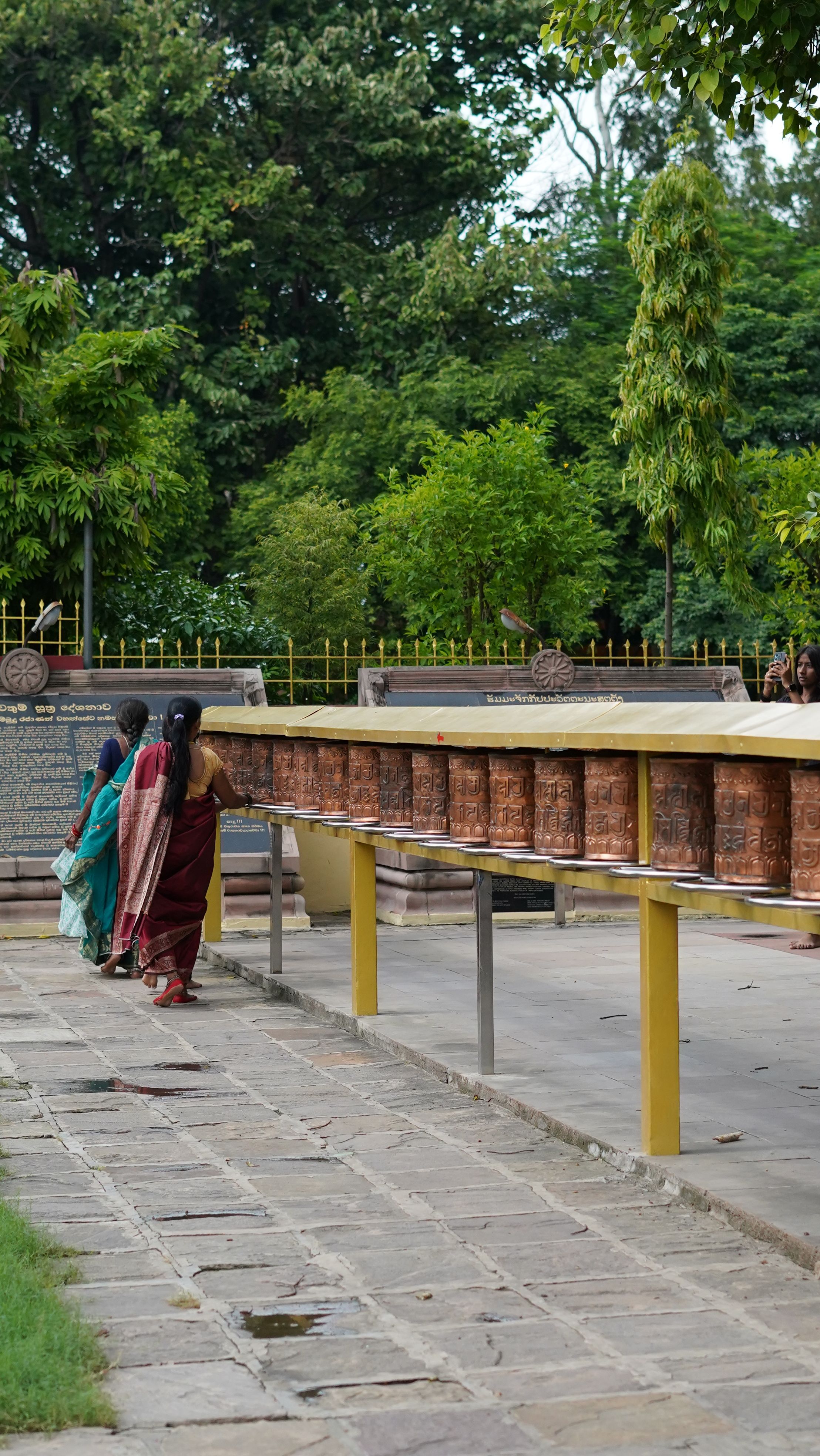 Women Engaged in Cultural Ritual in Indian Temple · Free Stock Photo