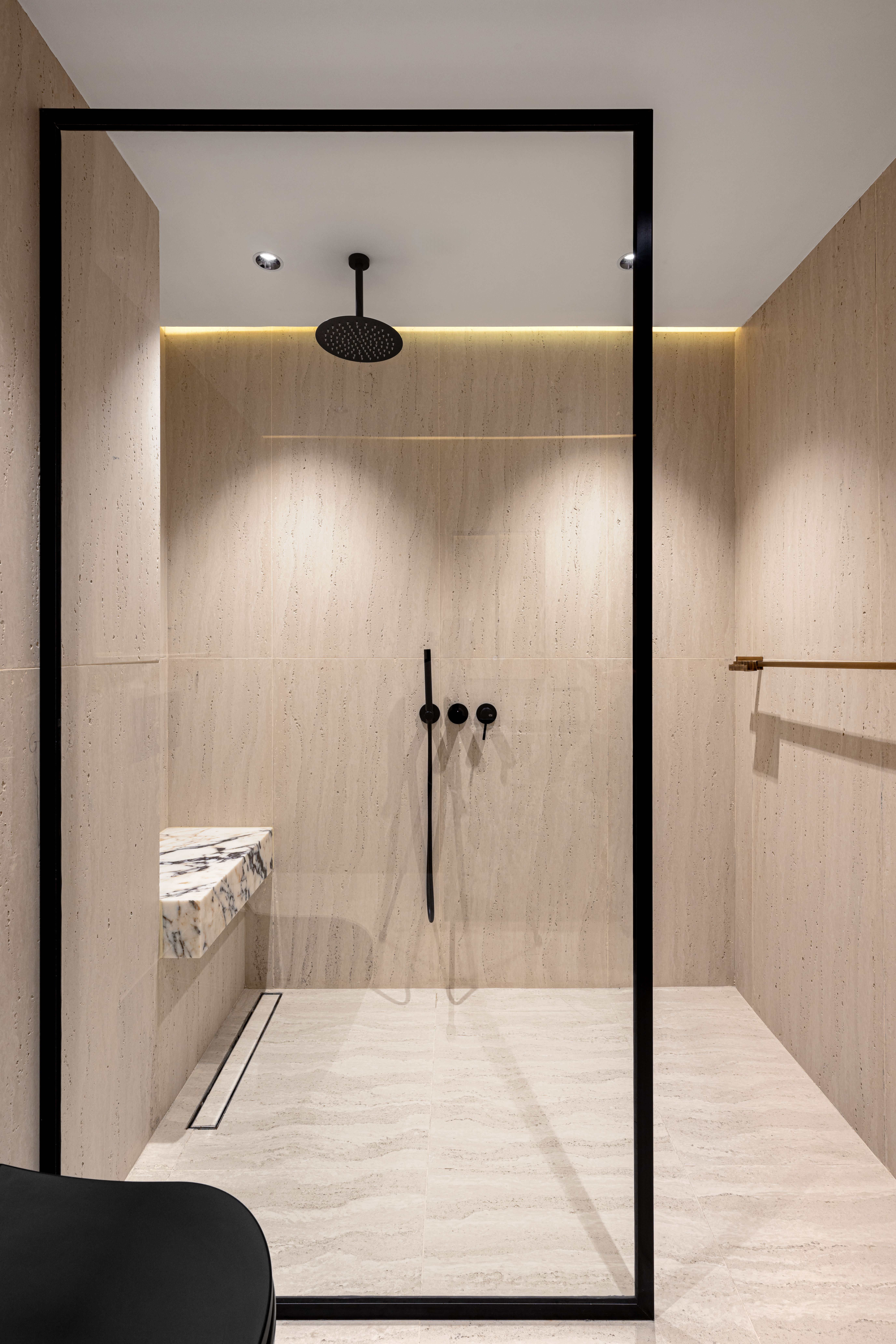Modern Minimalist Walk-In Shower Design · Free Stock Photo