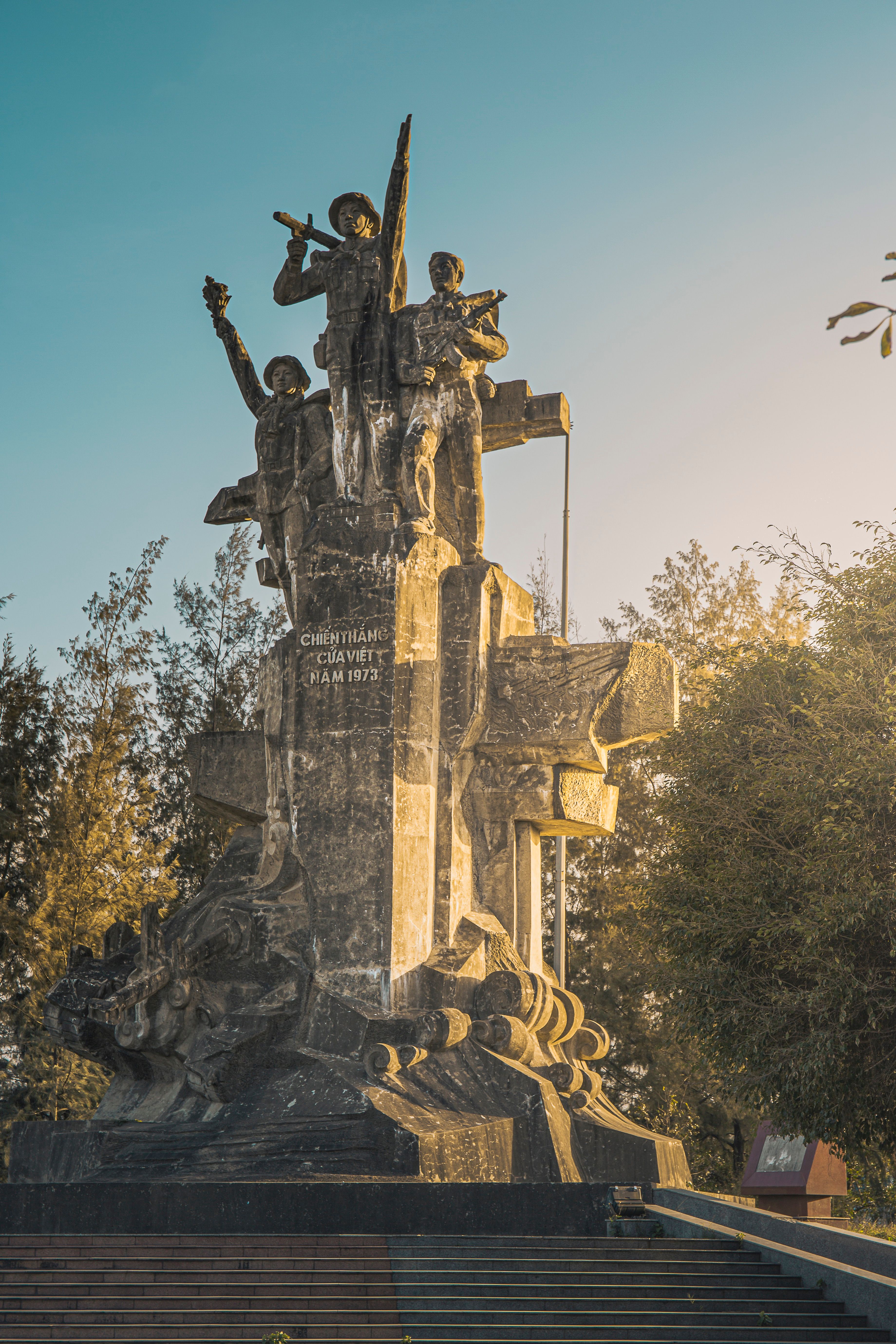 Commemorative War Monument Against Blue Sky · Free Stock Photo