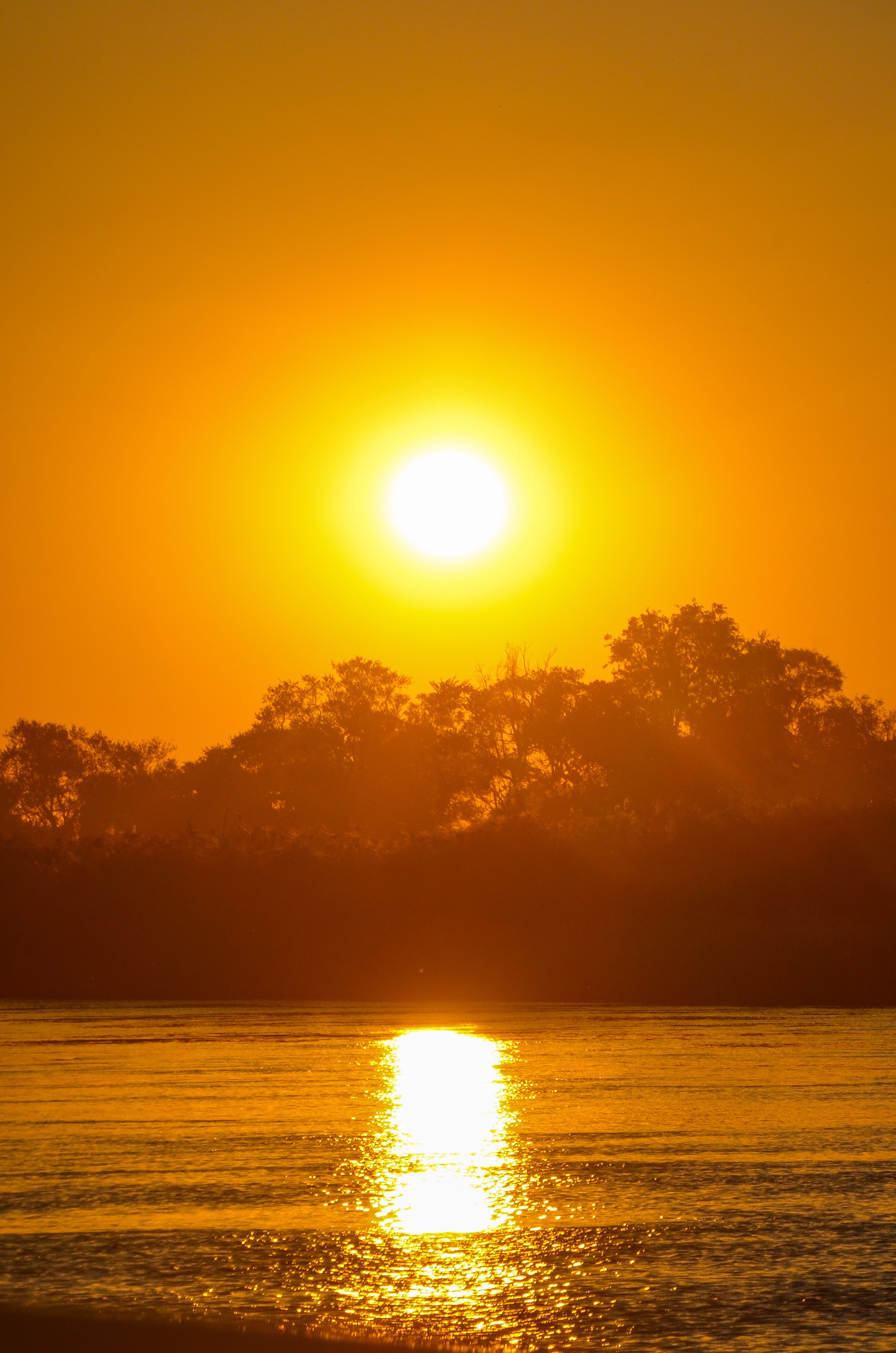 Vista Del Atardecer Sobre El Horizonte · Foto de stock gratuita