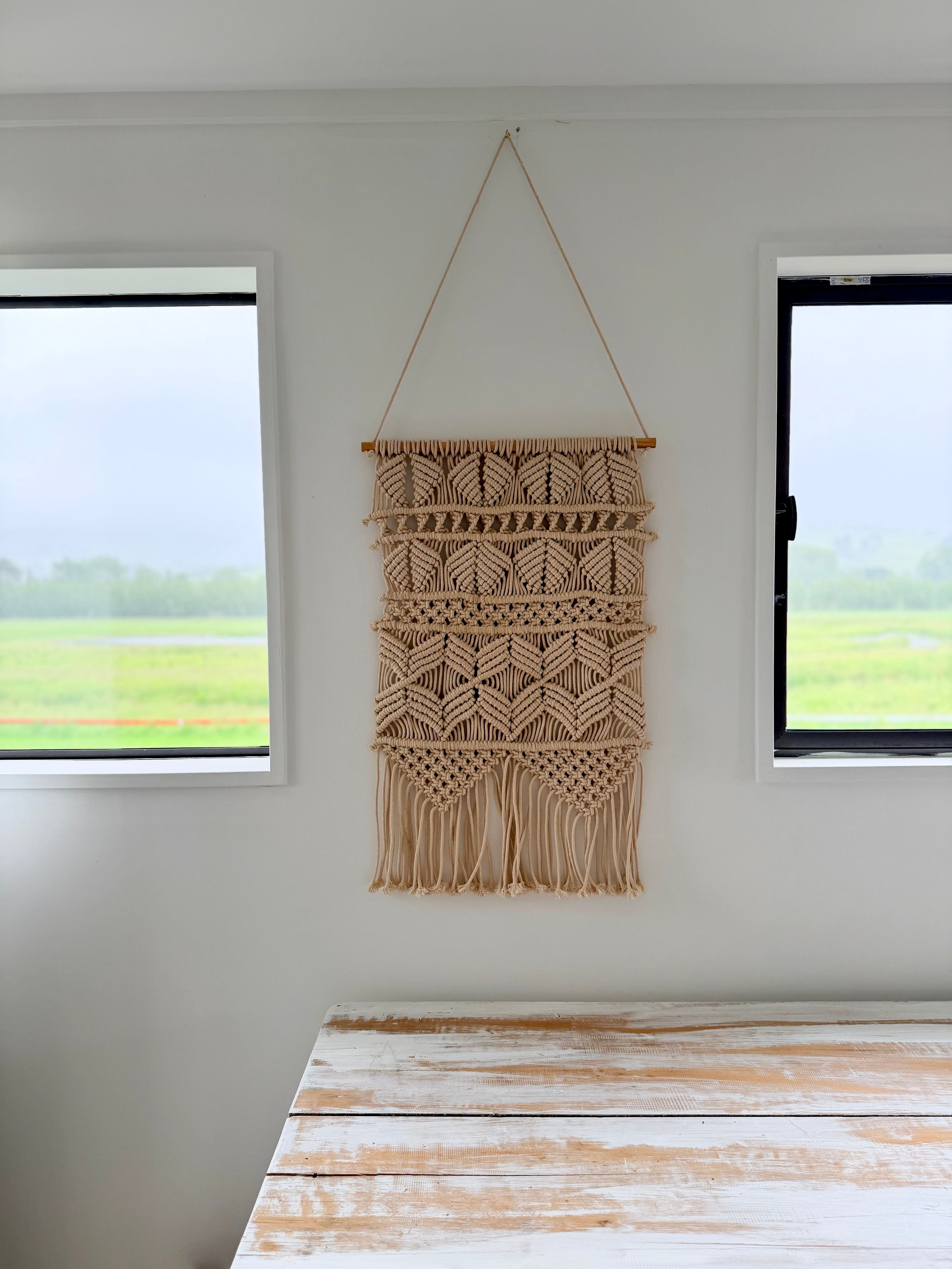 Wall Hanging Photos, Download The BEST Free Wall Hanging Stock Photos ...