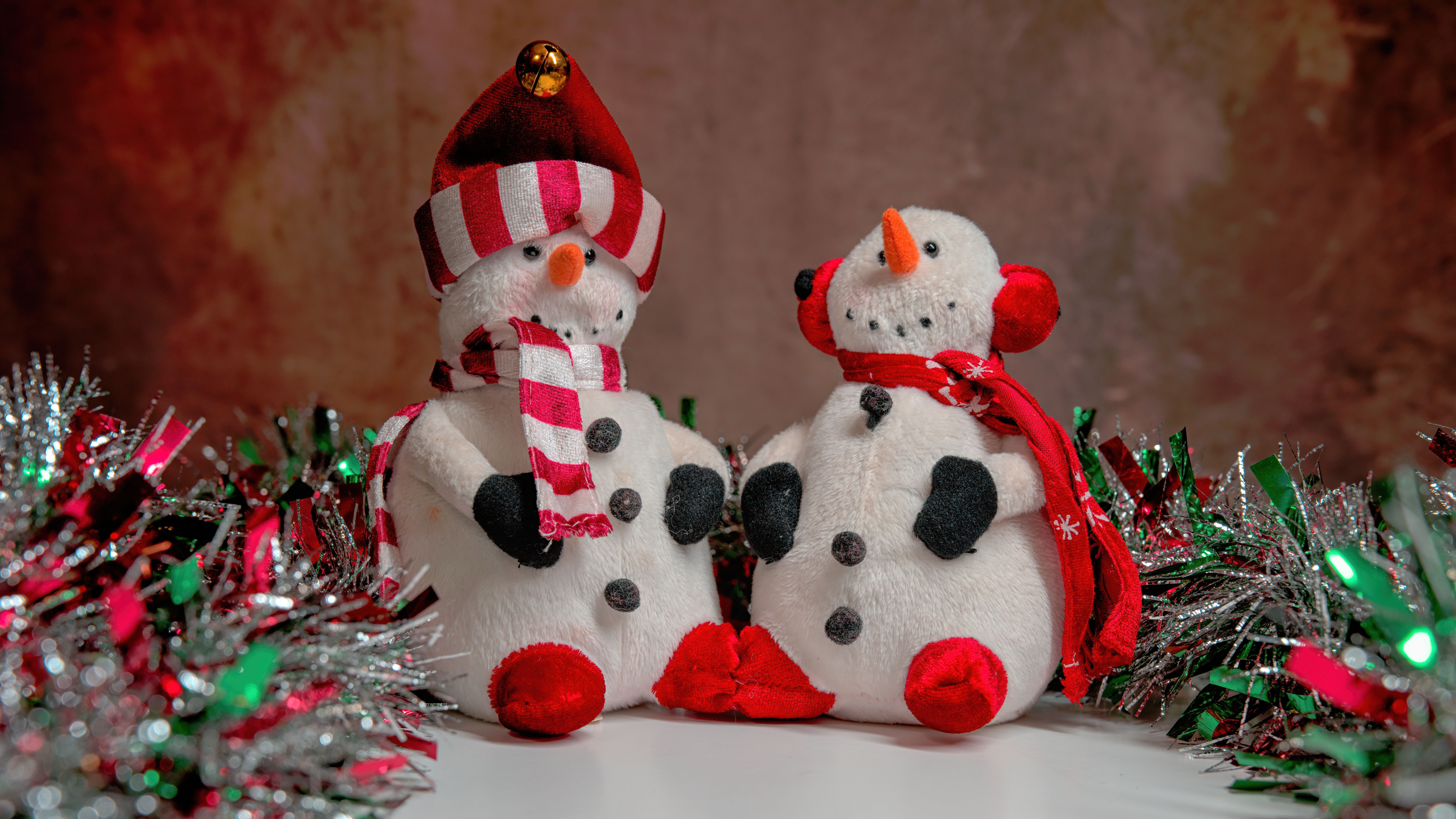 Festive Snowman Decoration for Christmas Celebrations · Free Stock Photo