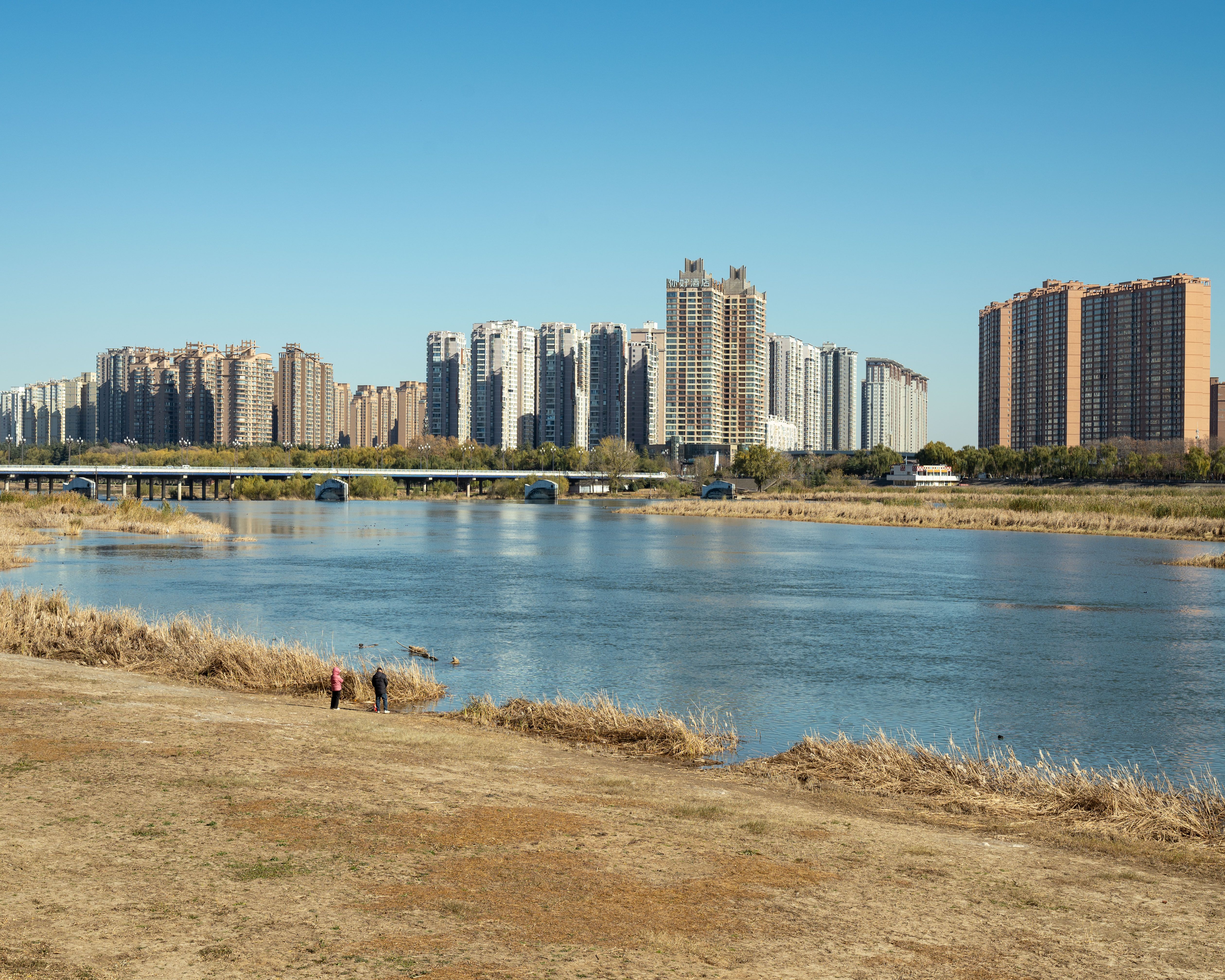 Skyline of Luoyang City Across the River · Free Stock Photo