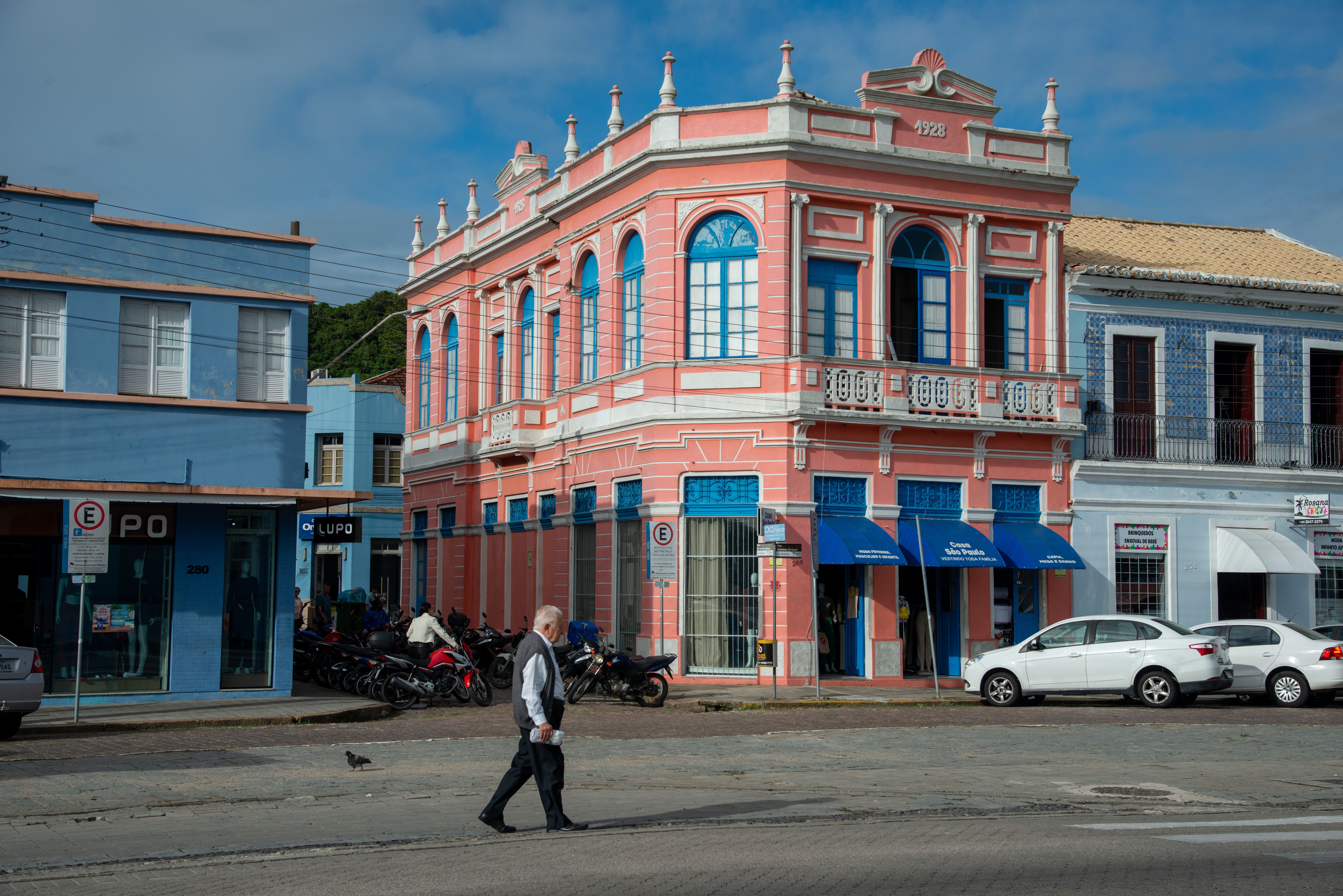 Charming Colonial Architecture in Laguna, Brazil · Free Stock Photo