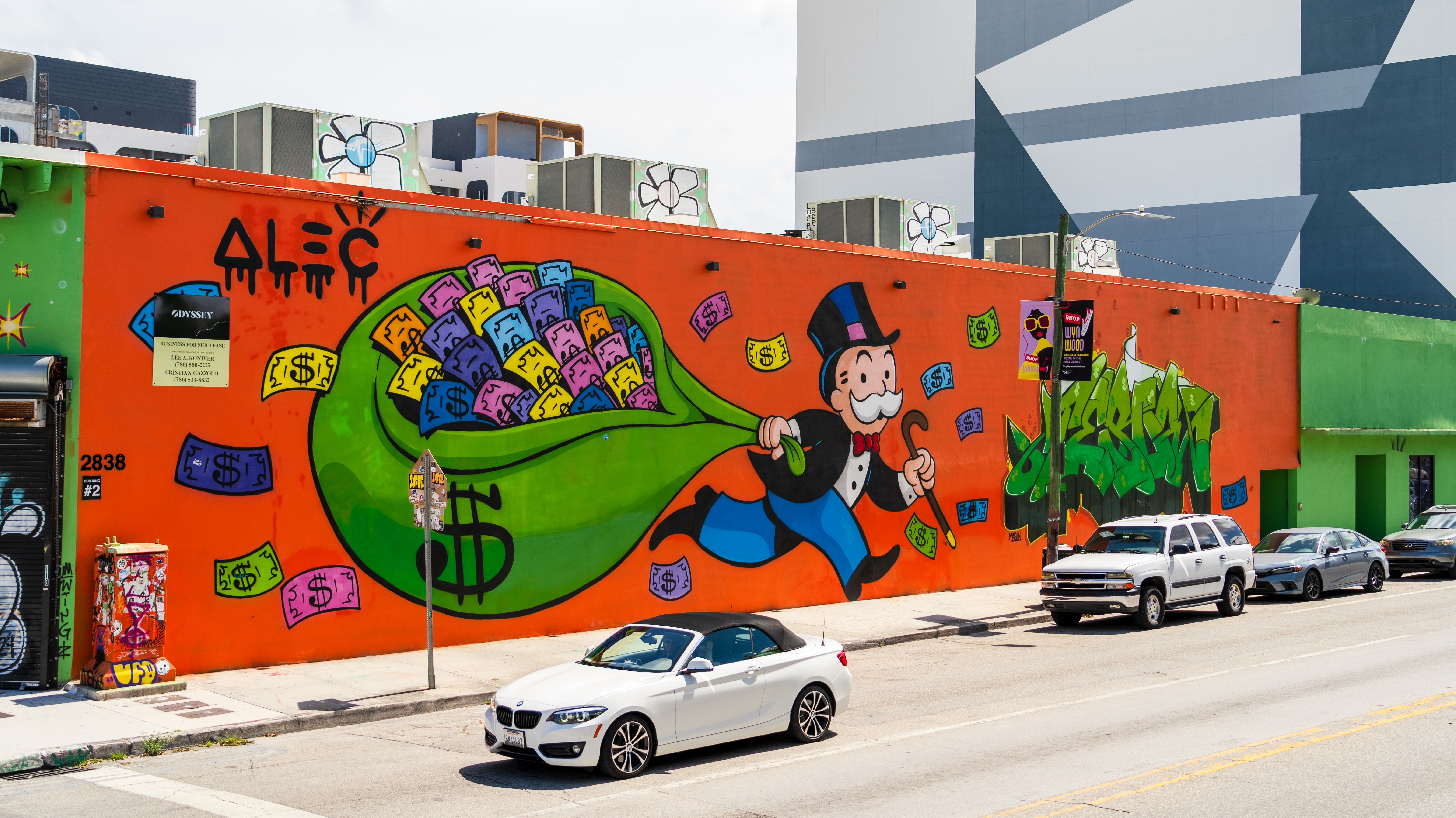 Arte Callejero Vibrante En El Distrito De Diseño De Miami · Foto de ...