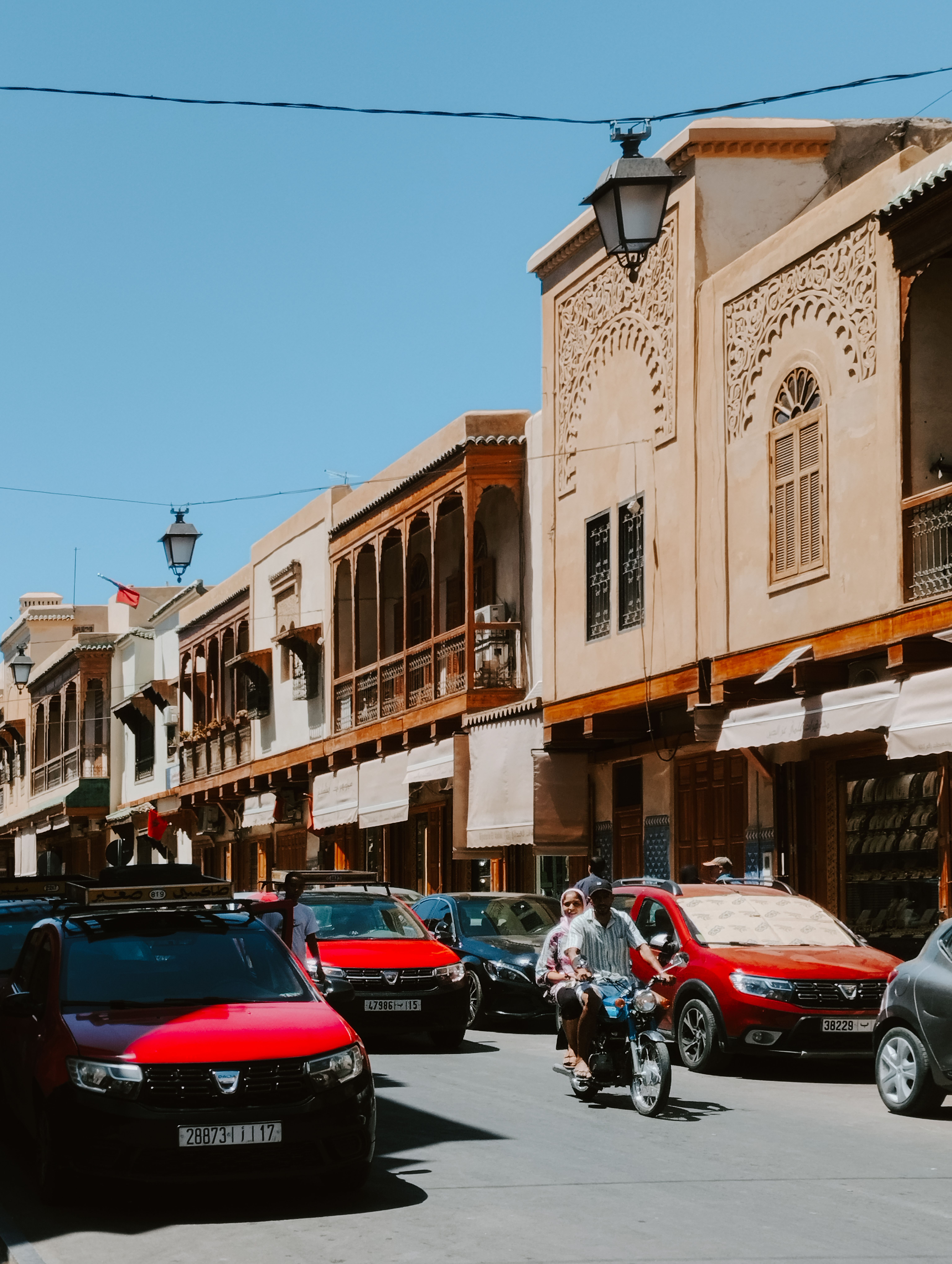 Vibrant Street Life in Fes, Morocco · Free Stock Photo