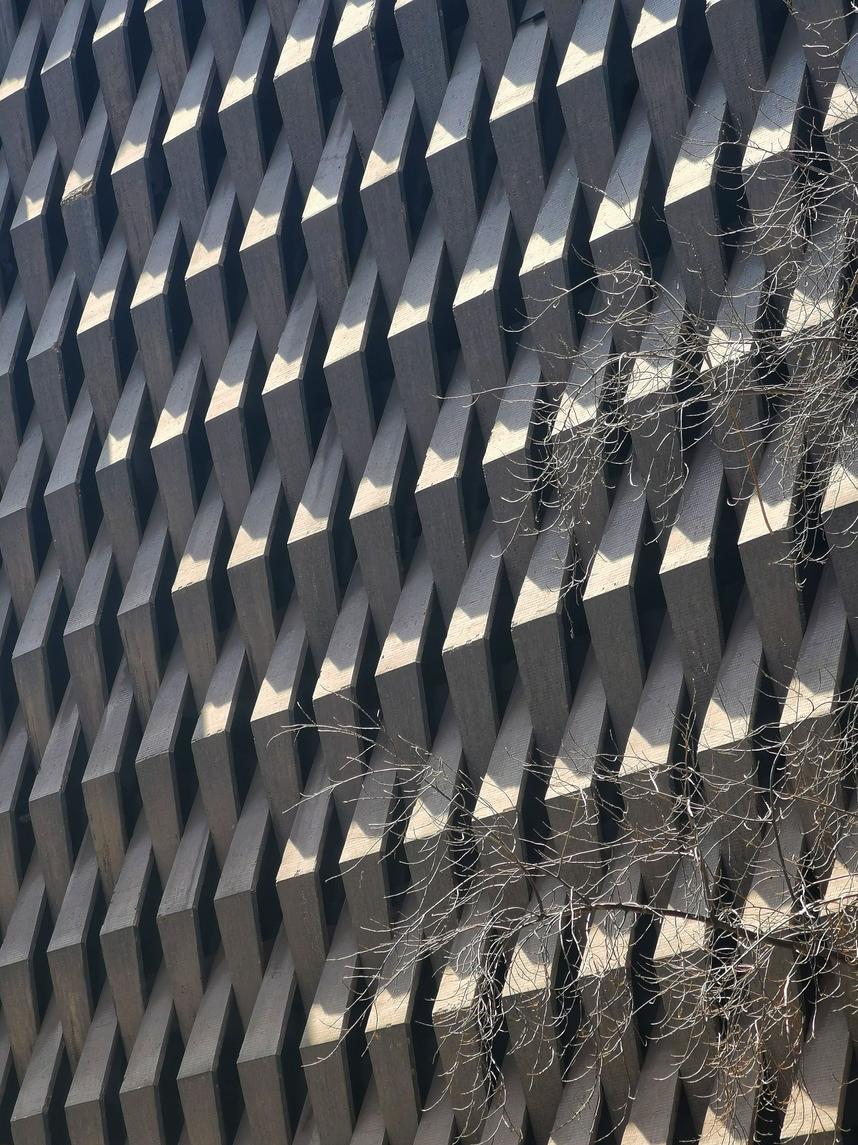 Fachada Arquitectónica Moderna Con Patrones Geométricos · Foto de stock ...