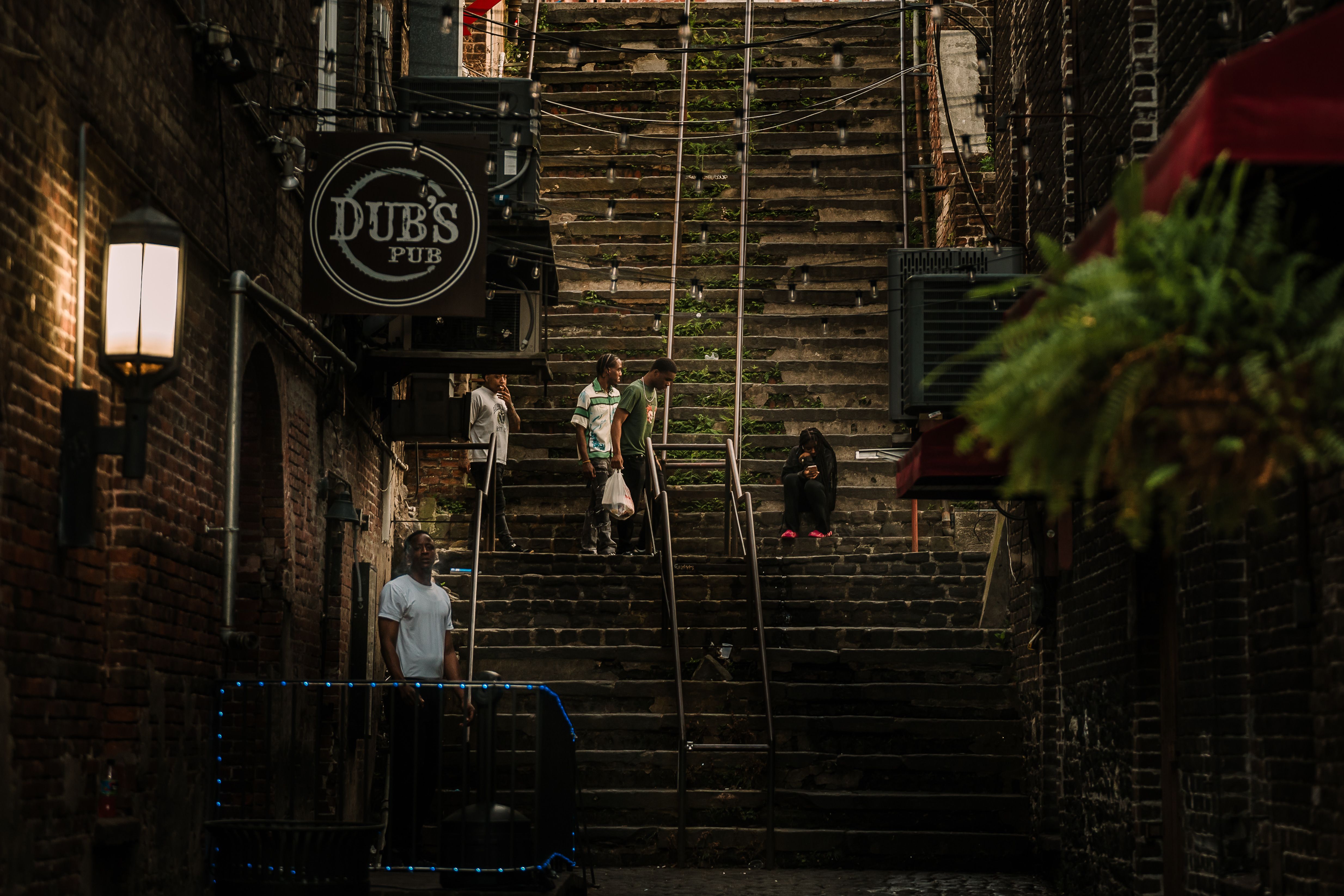 People Walking In Pub Photos, Download The BEST Free People Walking In ...