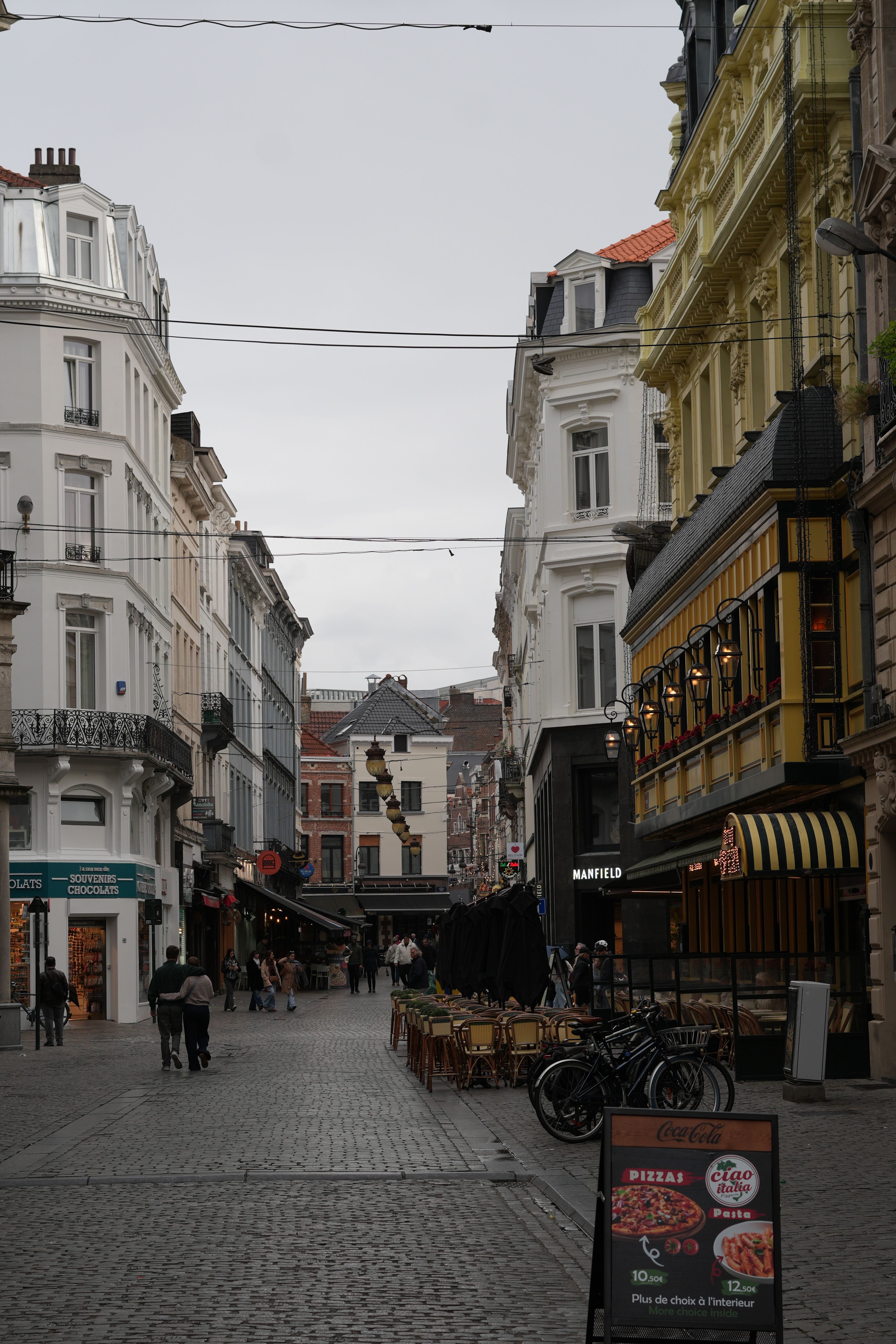Charming Street Scene in Brussels, Belgium · Free Stock Photo