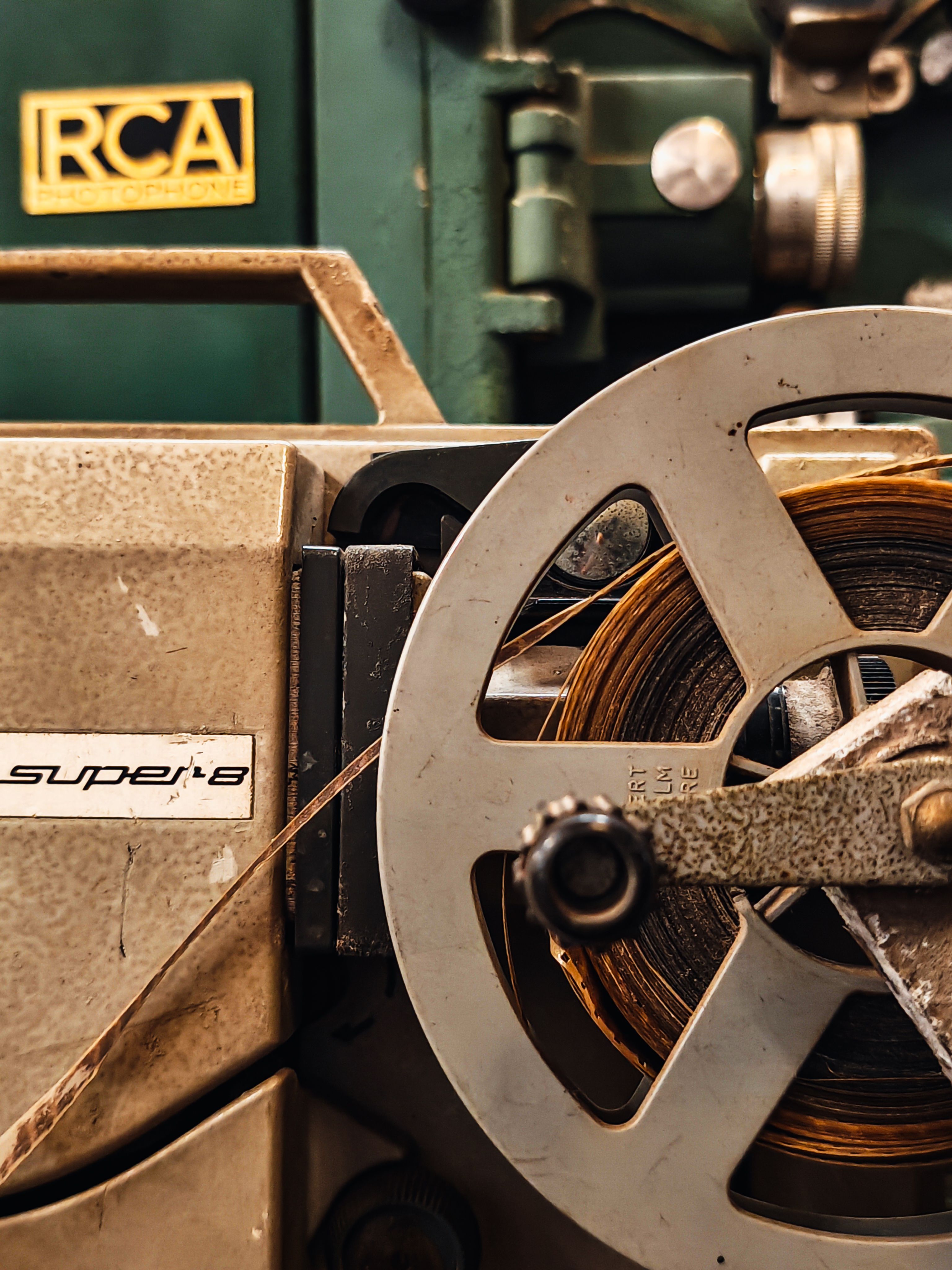 Close Up De Um Projetor De Filmes Super 8 Antigo. · Foto profissional ...