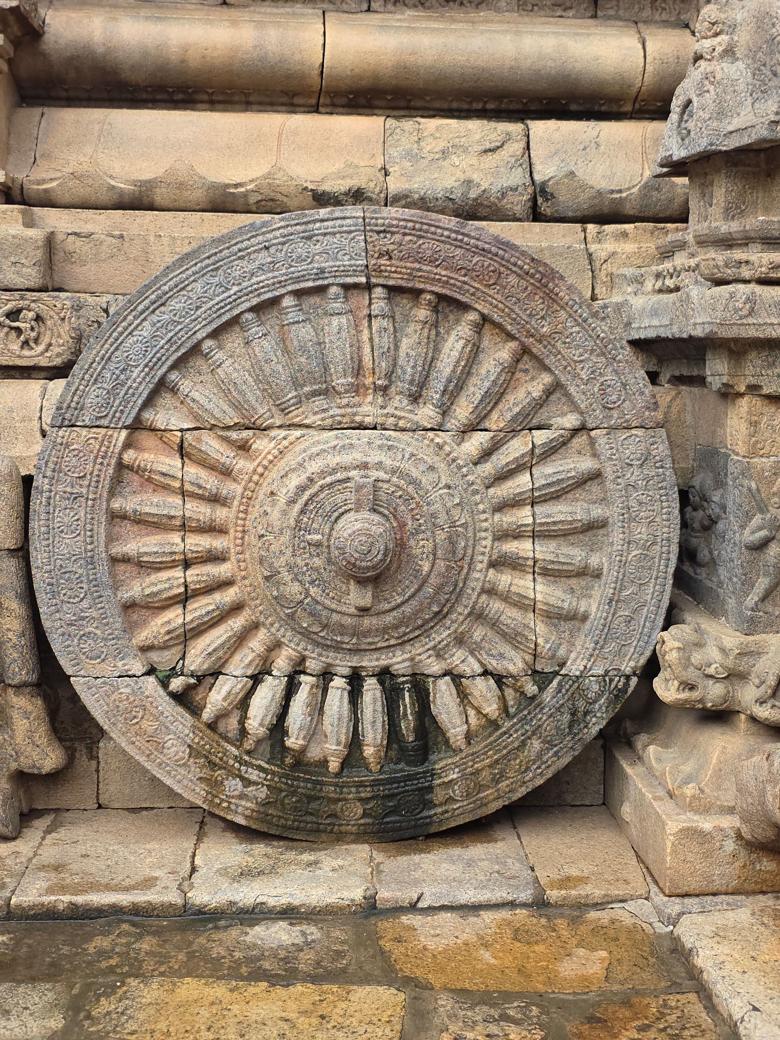 Ancient Stone Carved Wheel at Konark Temple · Free Stock Photo