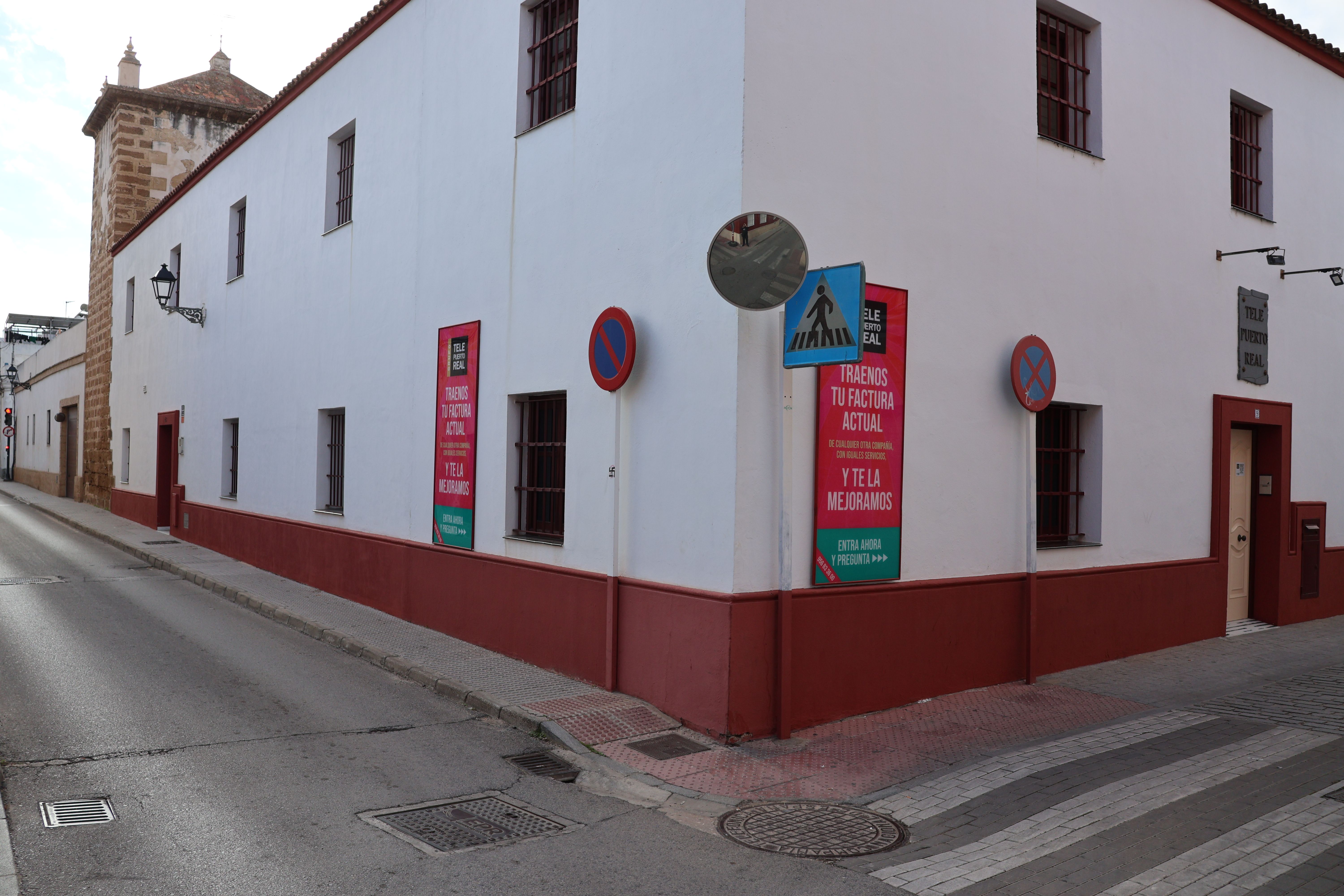 Historic Convent Street Scene in Puerto Real · Free Stock Photo