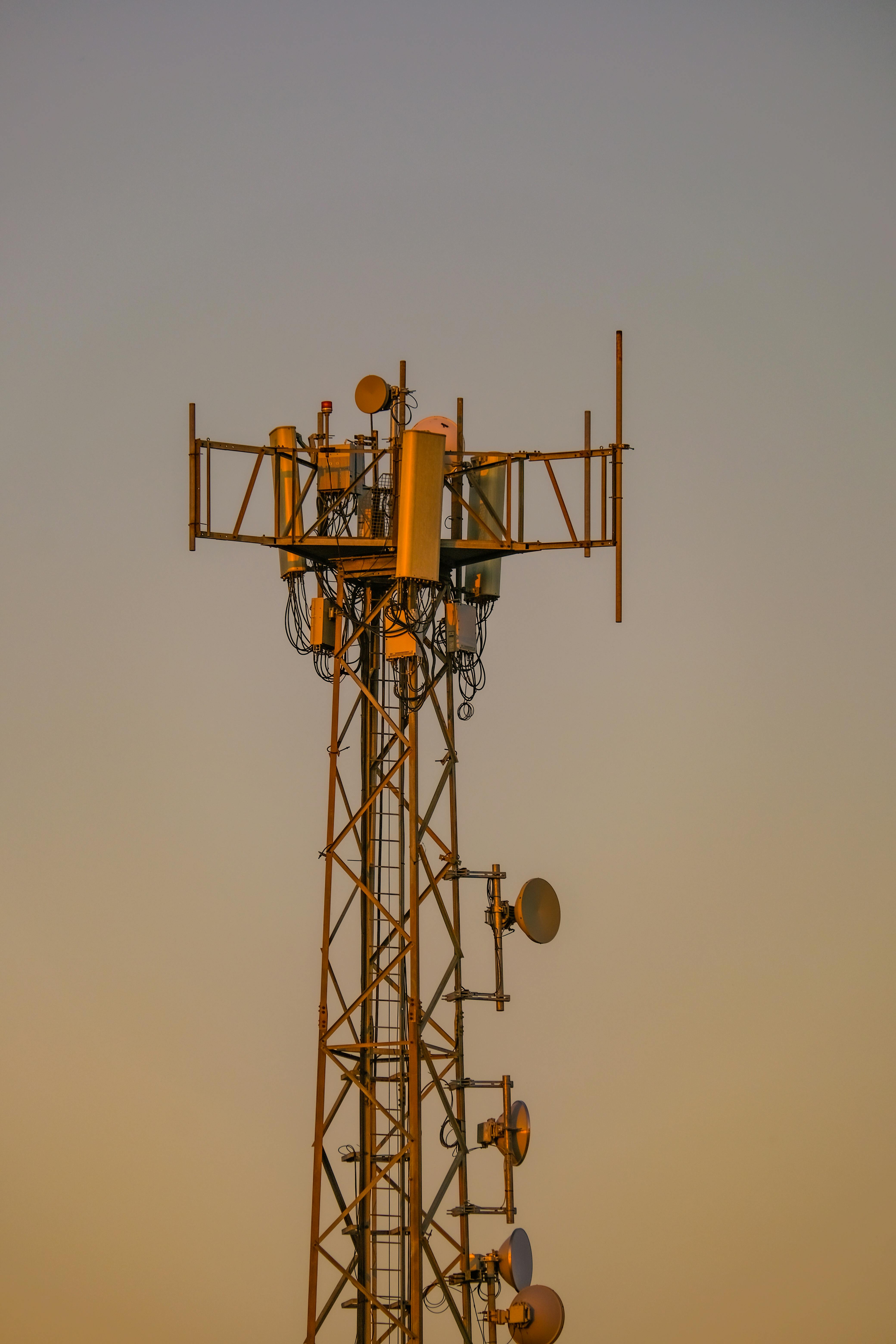 Cell Tower Photos, Download The BEST Free Cell Tower Stock Photos & HD ...