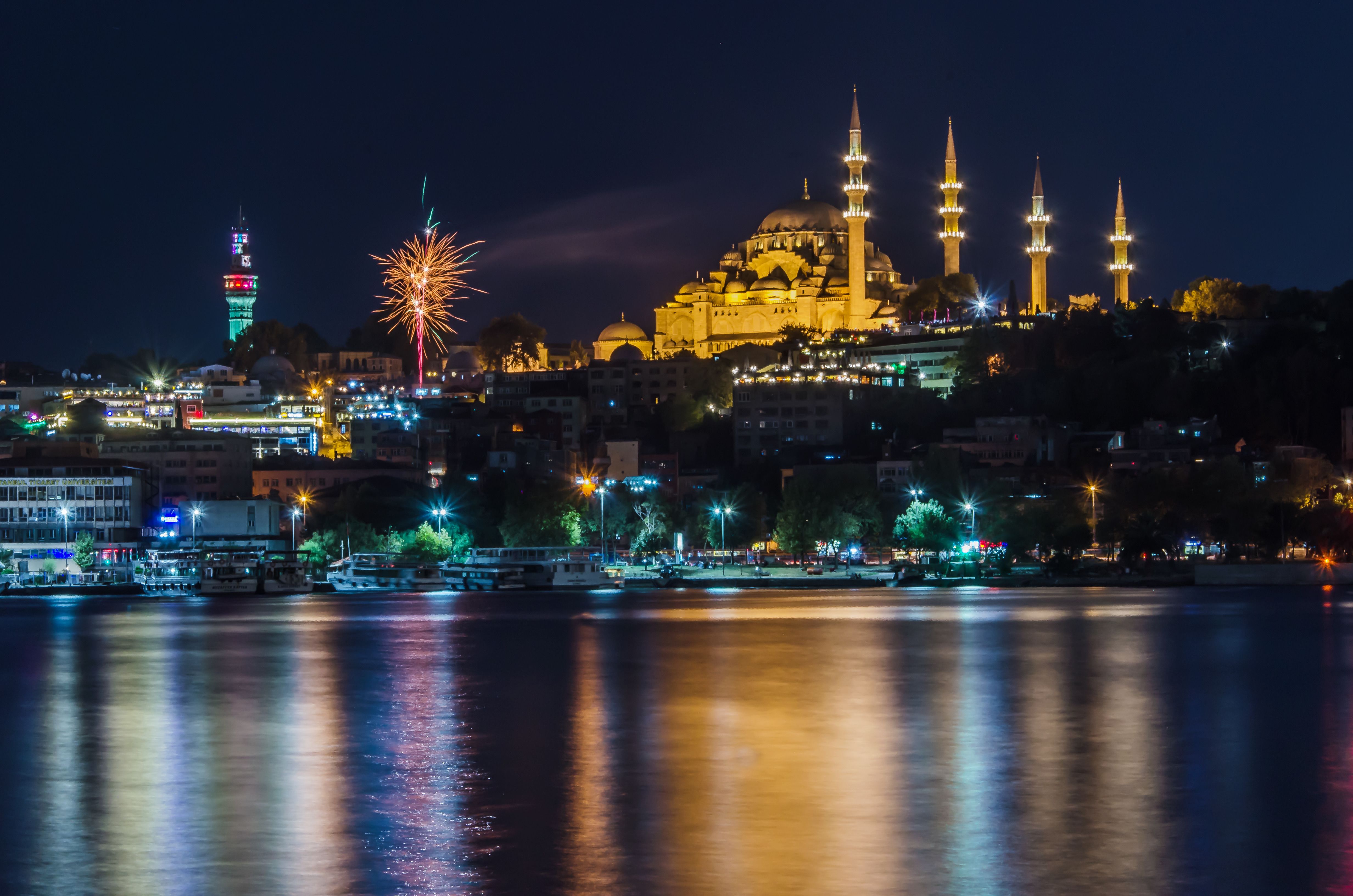 Twinkle Lights Landscape Photos, Download The BEST Free Twinkle Lights ...