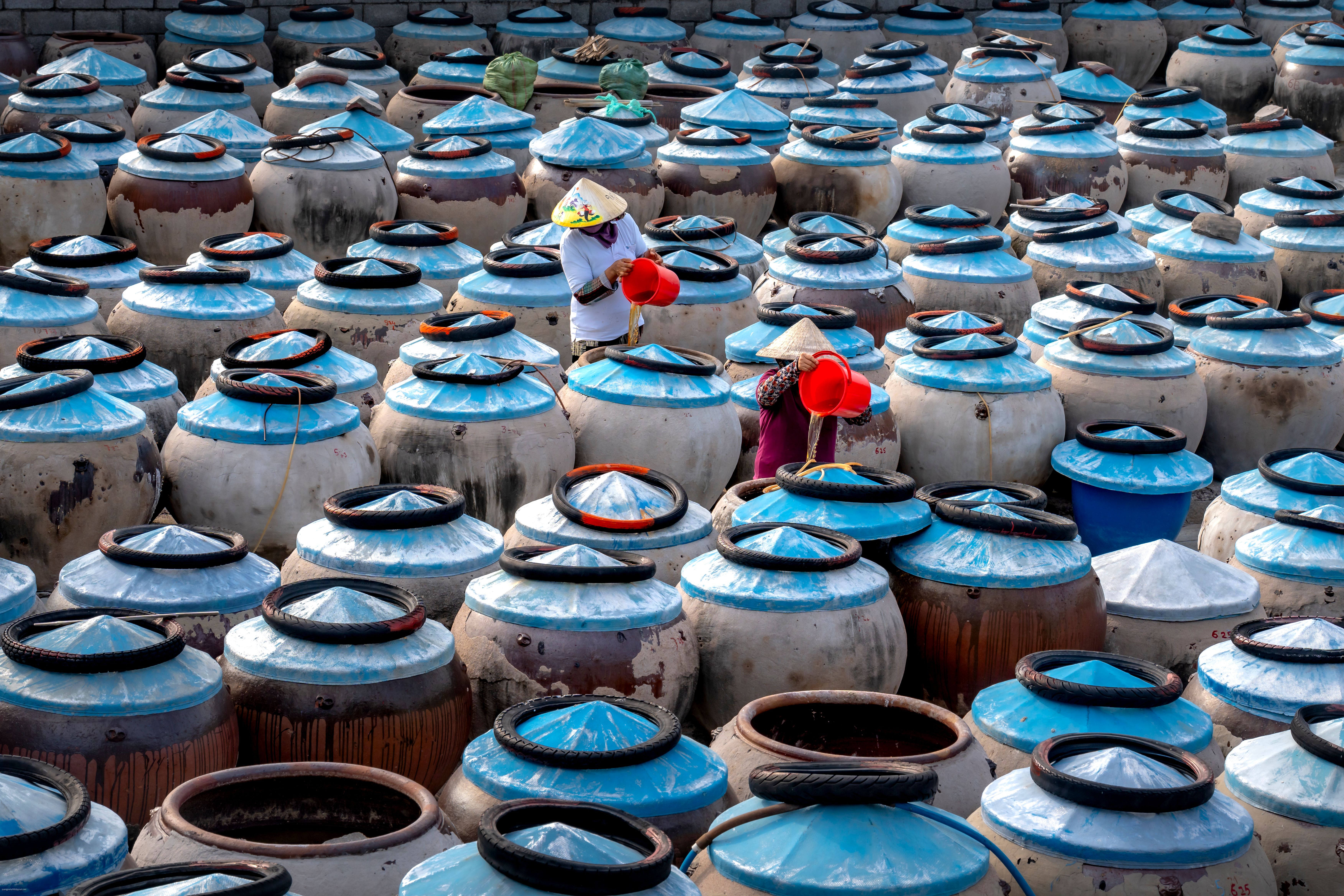 Traditional Fermentation Pots in Asian Market · Free Stock Photo