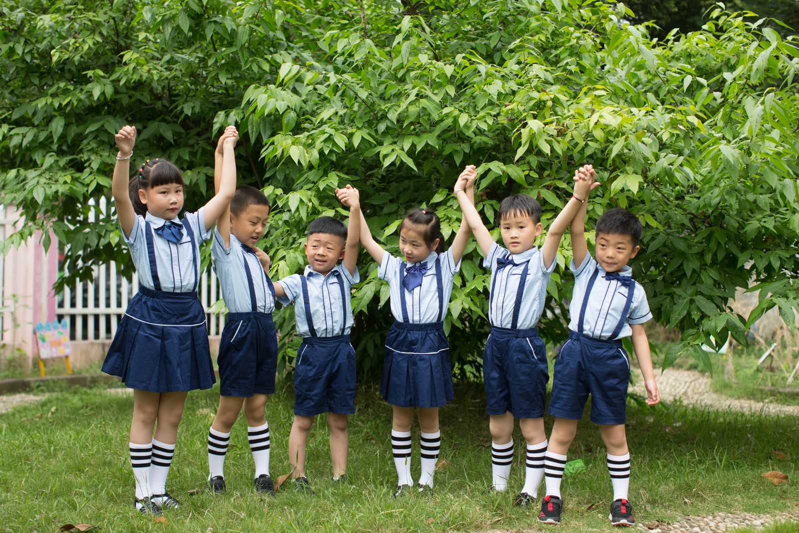Children Holding Hands Photos, Download The BEST Free Children Holding ...