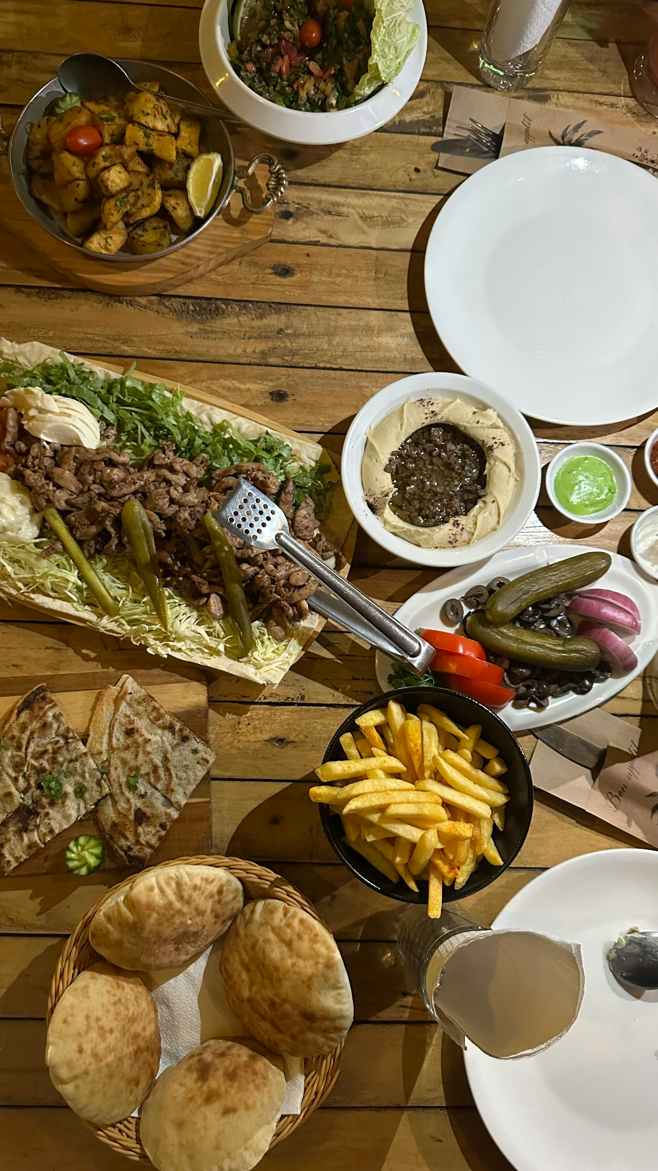 223.262+ Fotos y Imágenes de Plato de comida Gratis · Banco de Fotos Gratis